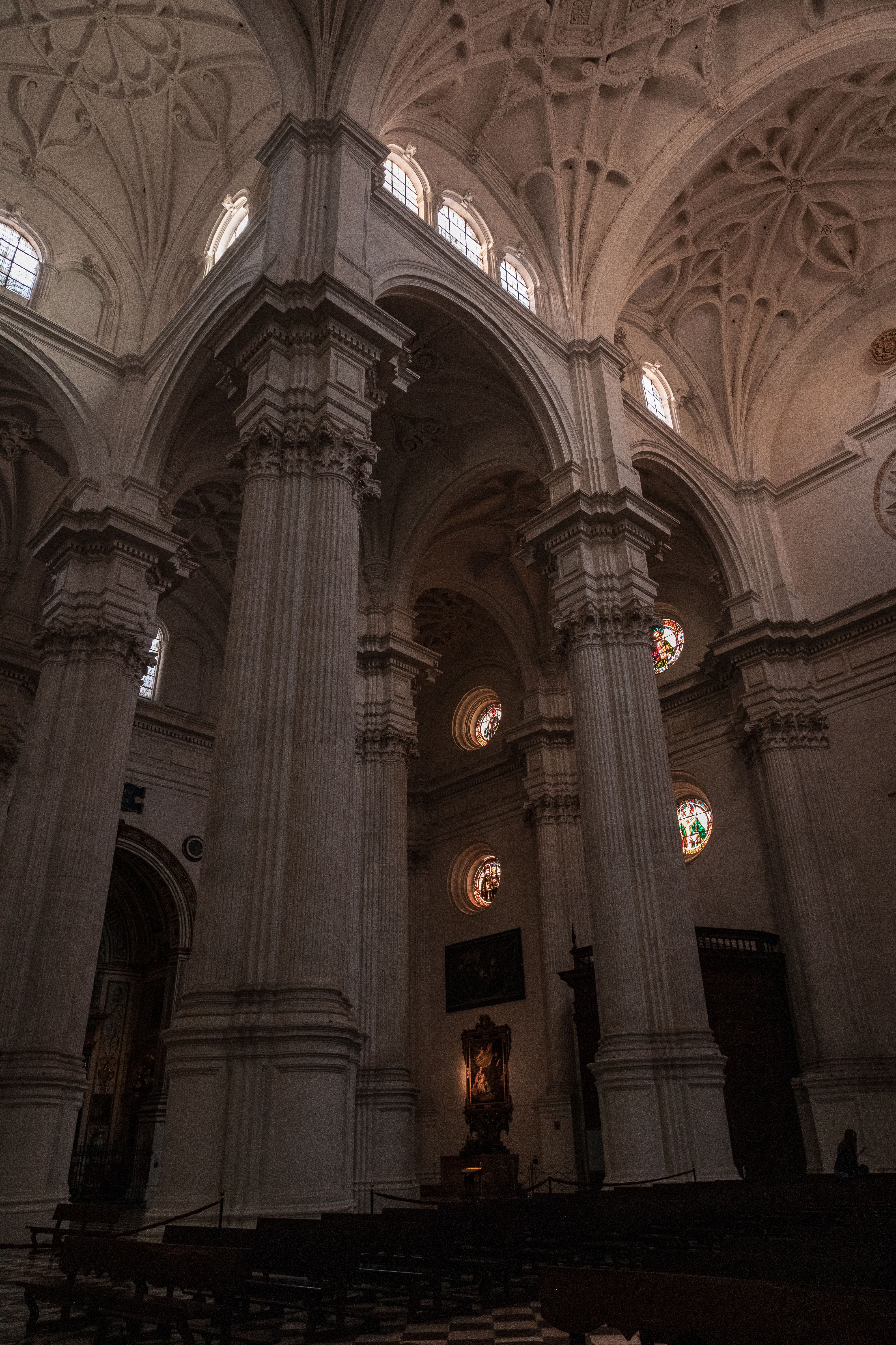 Columns in Church · Free Stock Photo