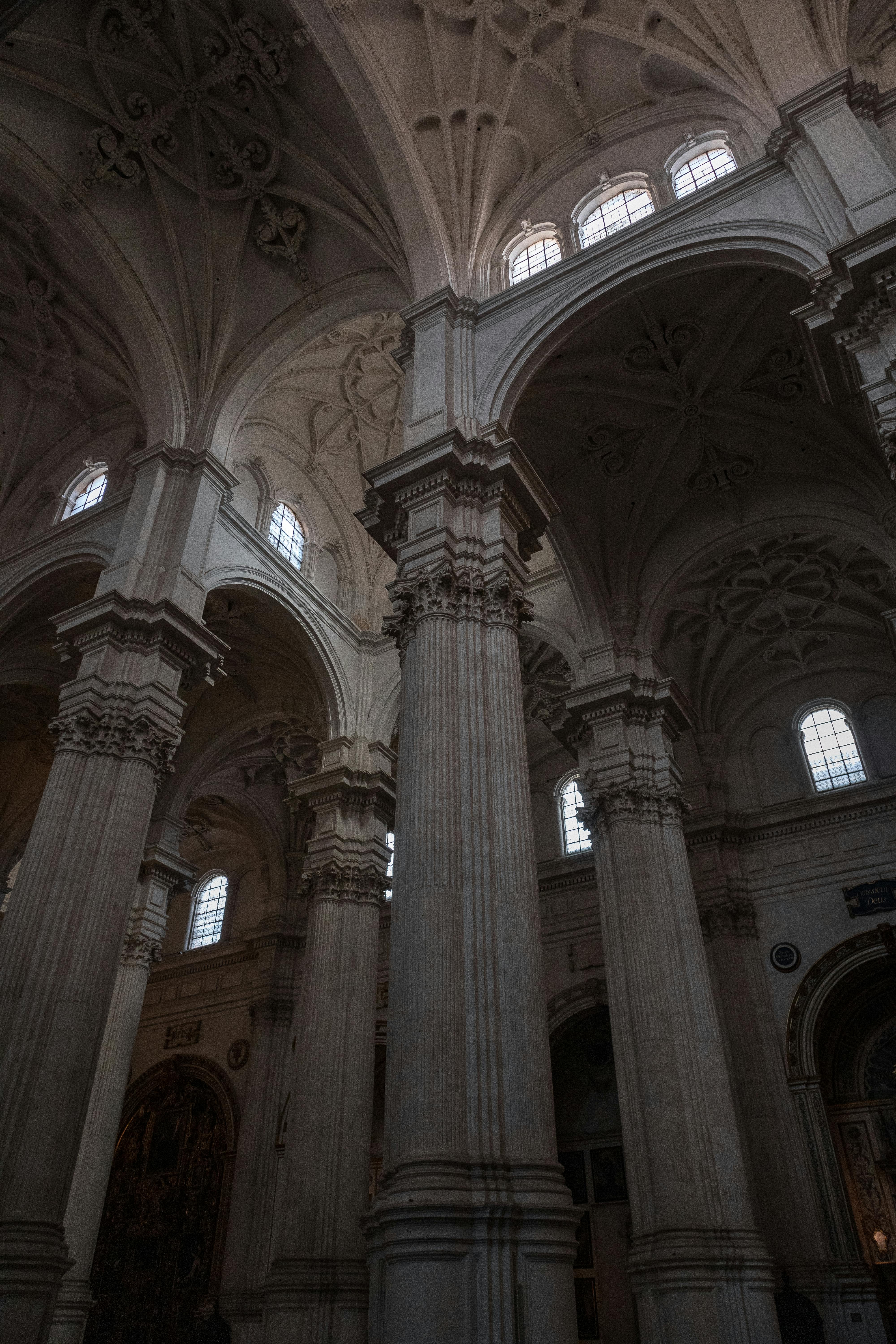 Ornamented Columns in Church · Free Stock Photo