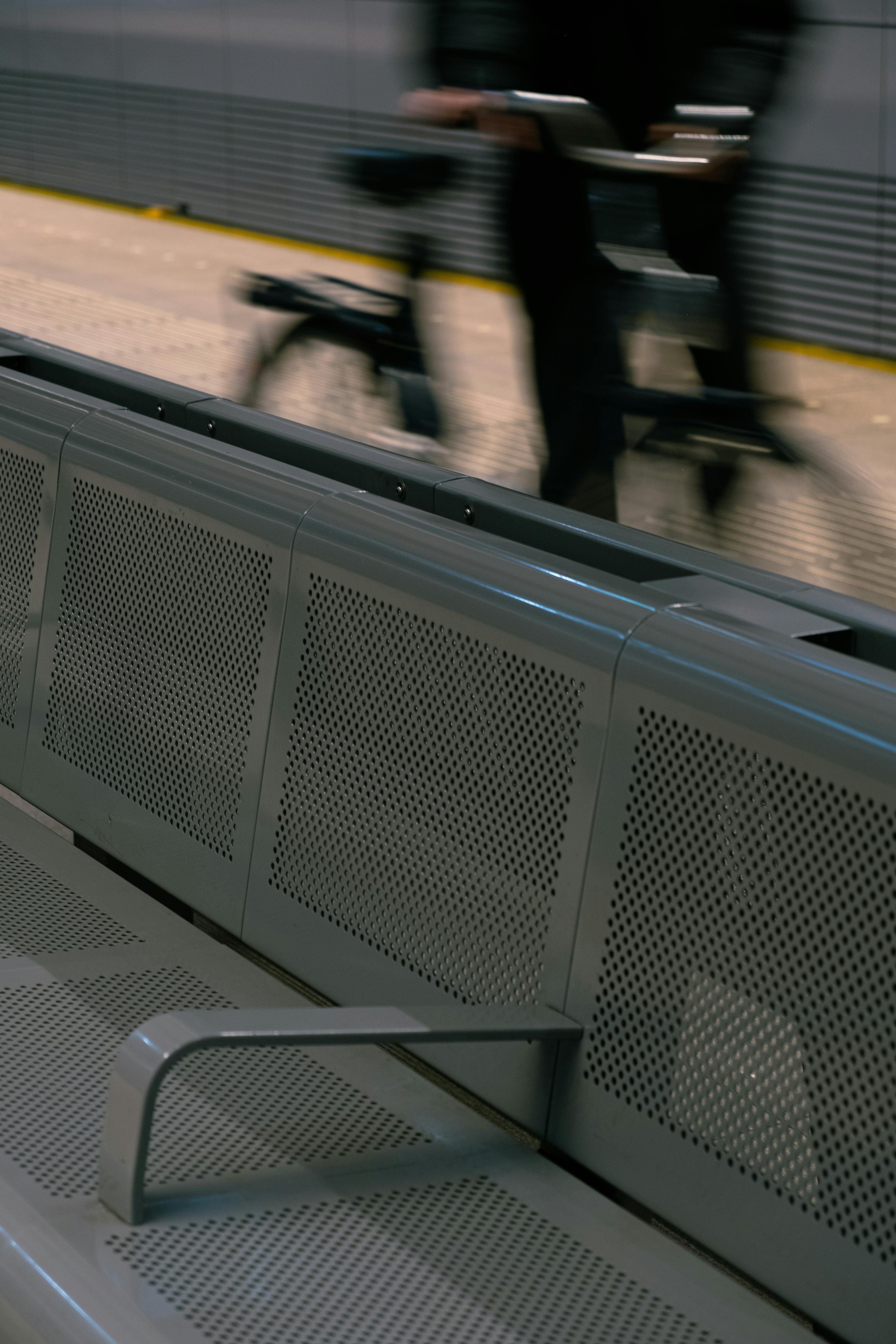 Empty Metal Bench · Free Stock Photo