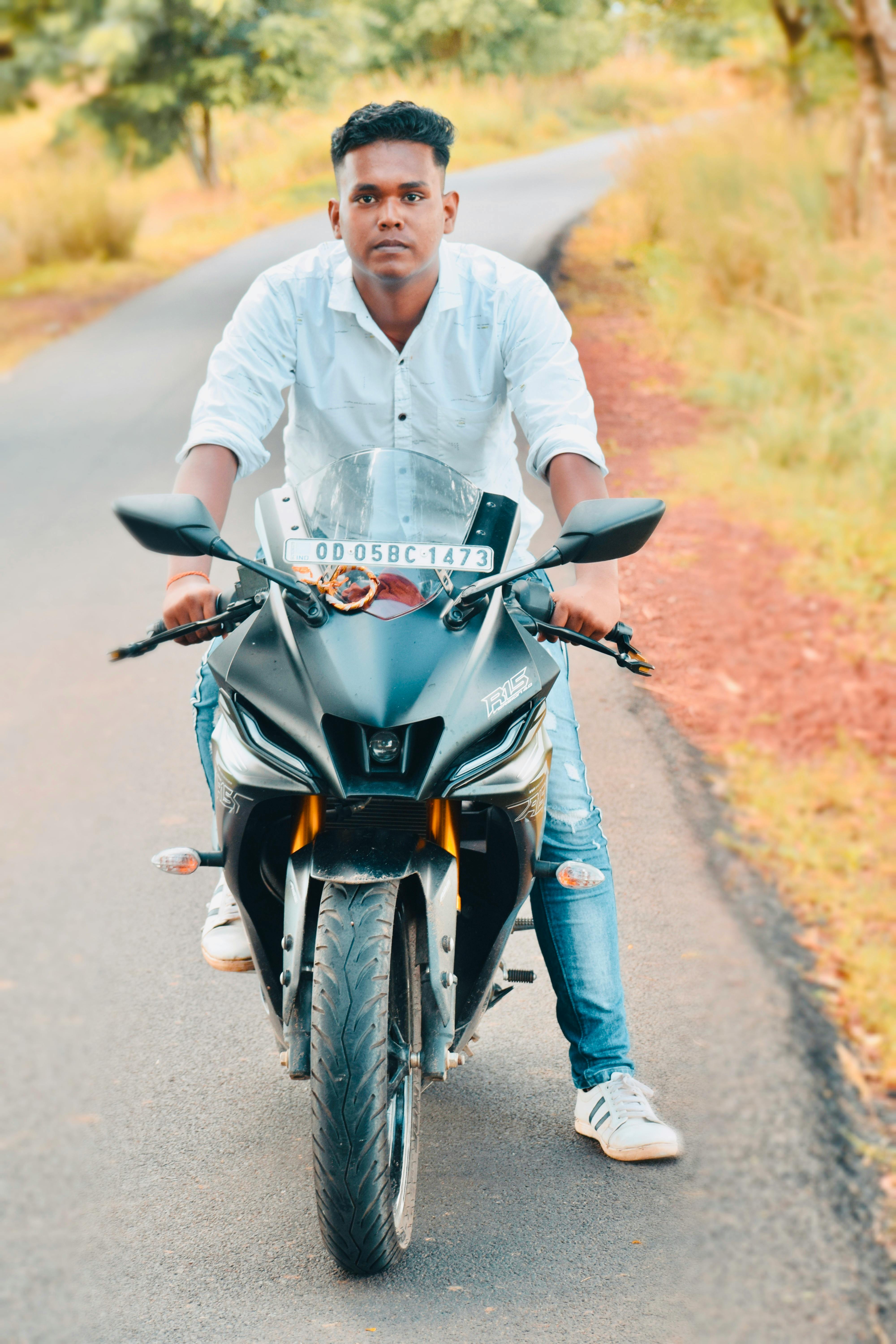 Roads Man Photos, Download The BEST Free Roads Man Stock Photos & HD Images