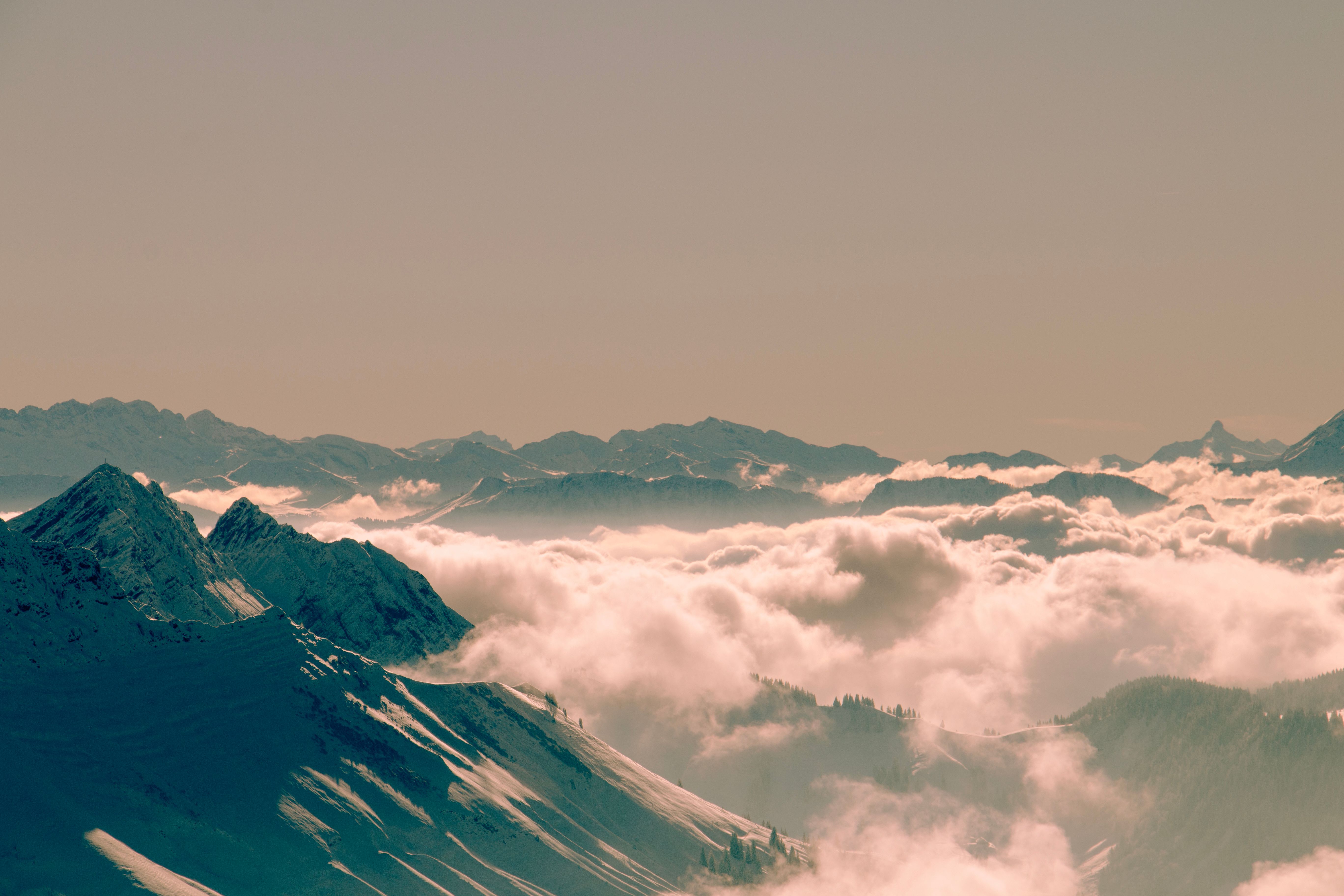 Mountains in Sunlight · Free Stock Photo