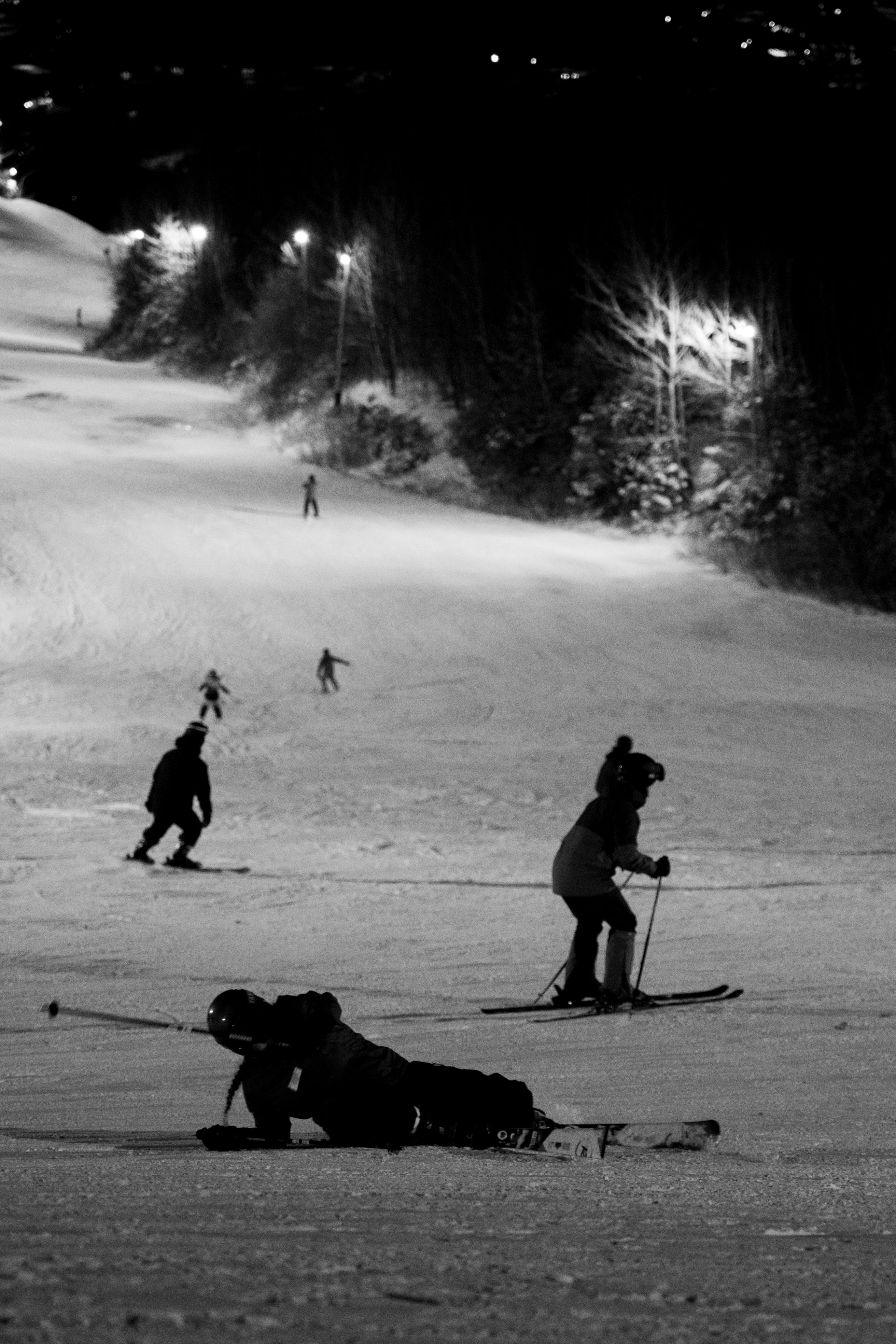 Person Riding Ski on Snow Field · Free Stock Photo