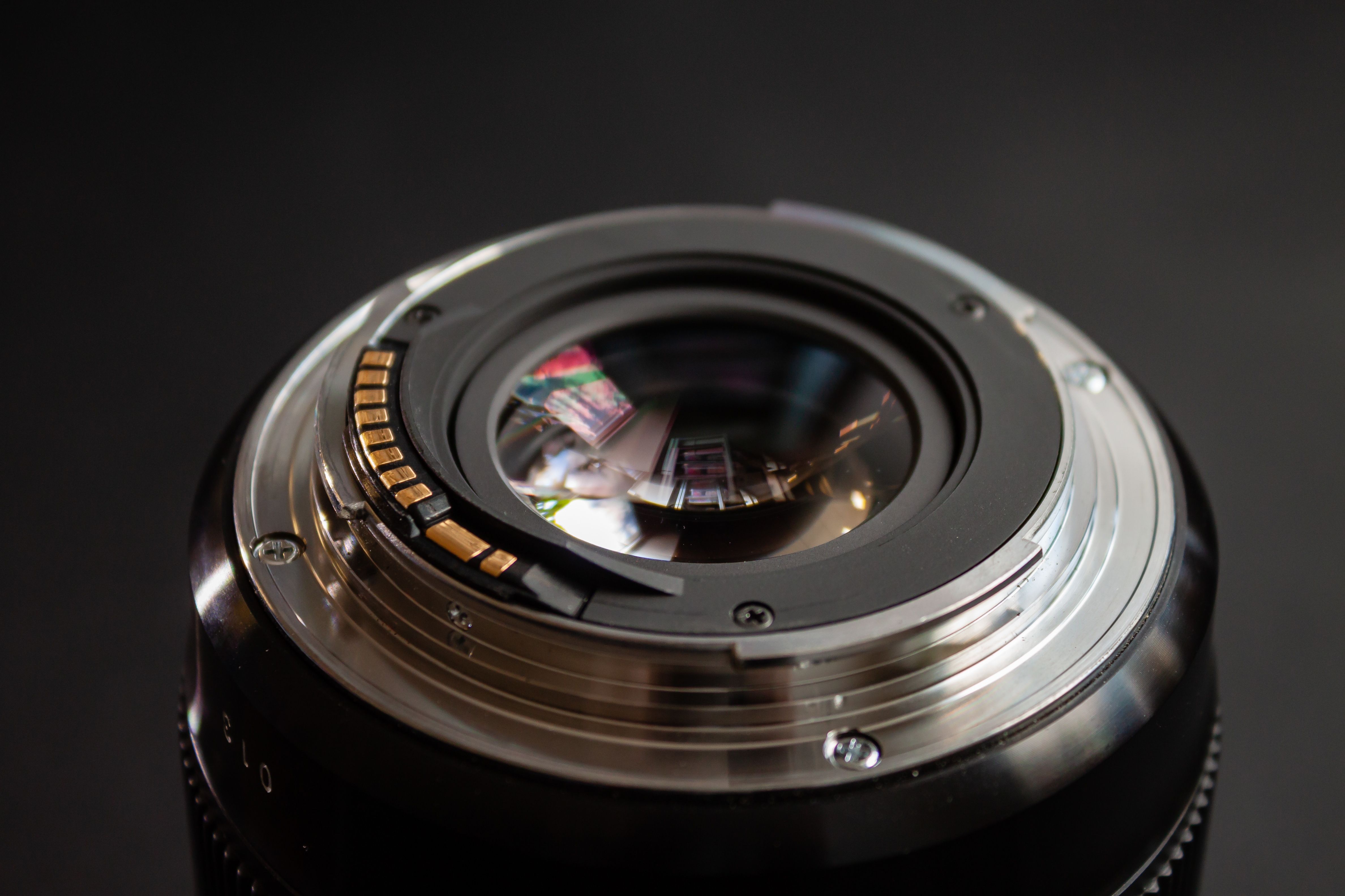Camera lens on the table · Free Stock Photo