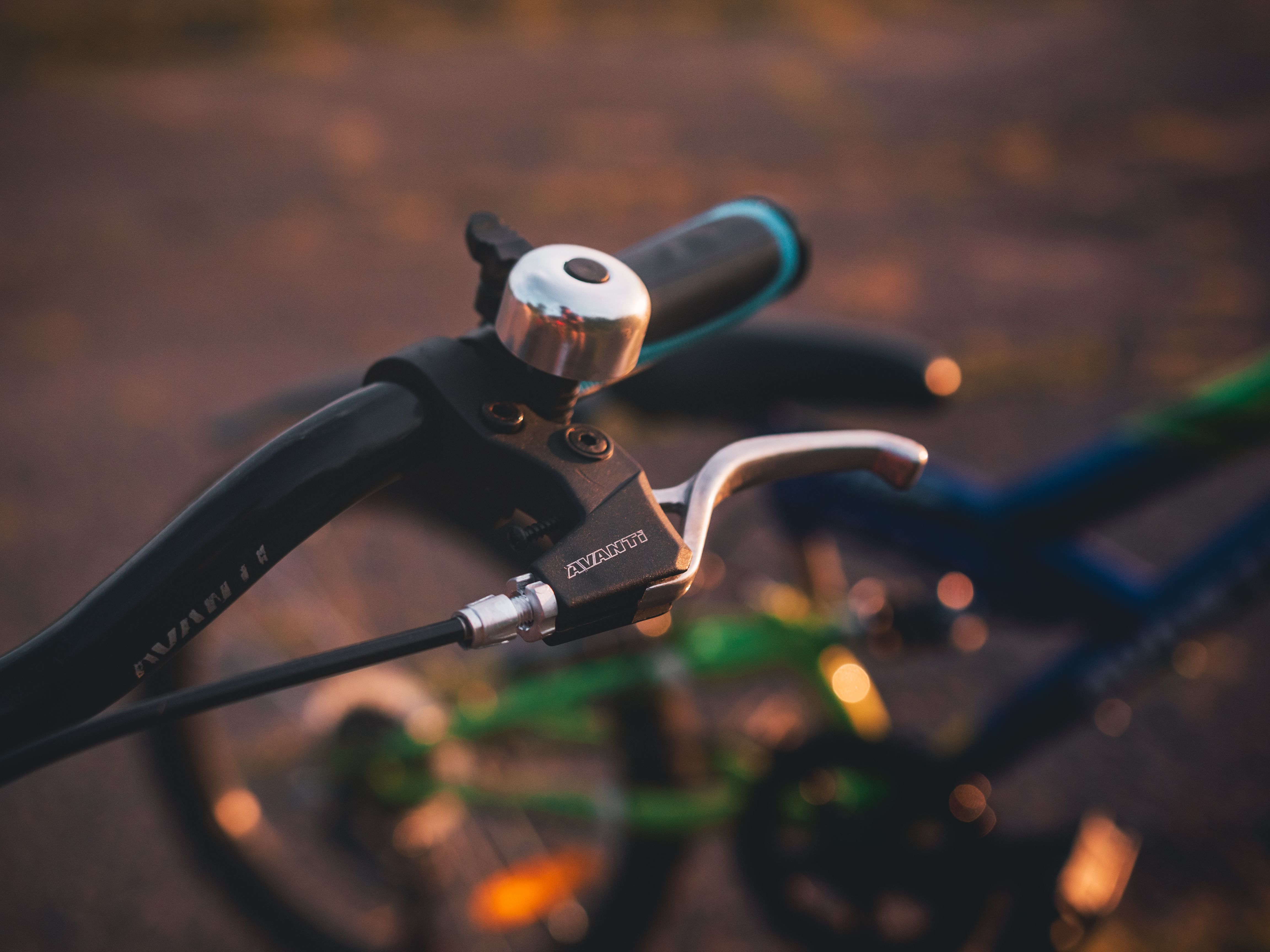 Bicycle on the road in summer · Free Stock Photo