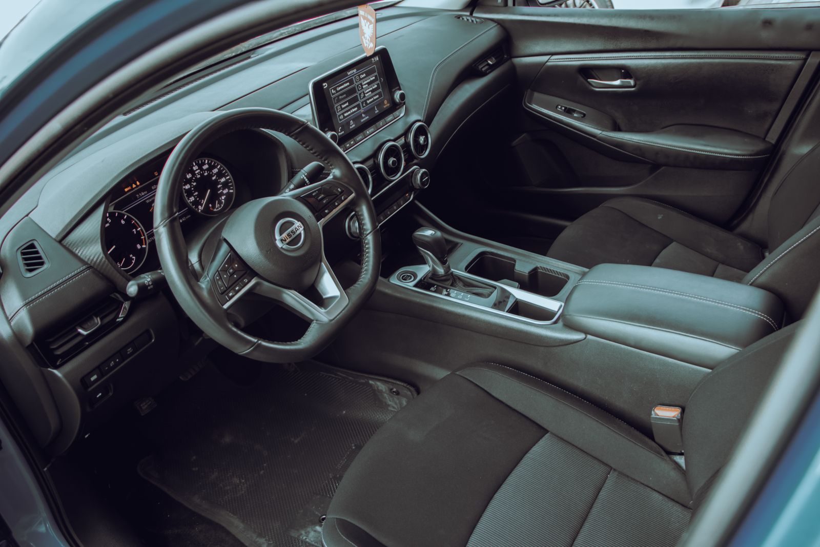 Nissan Sentra 2020 Photos, Download The BEST Free Nissan Sentra 2020 ...