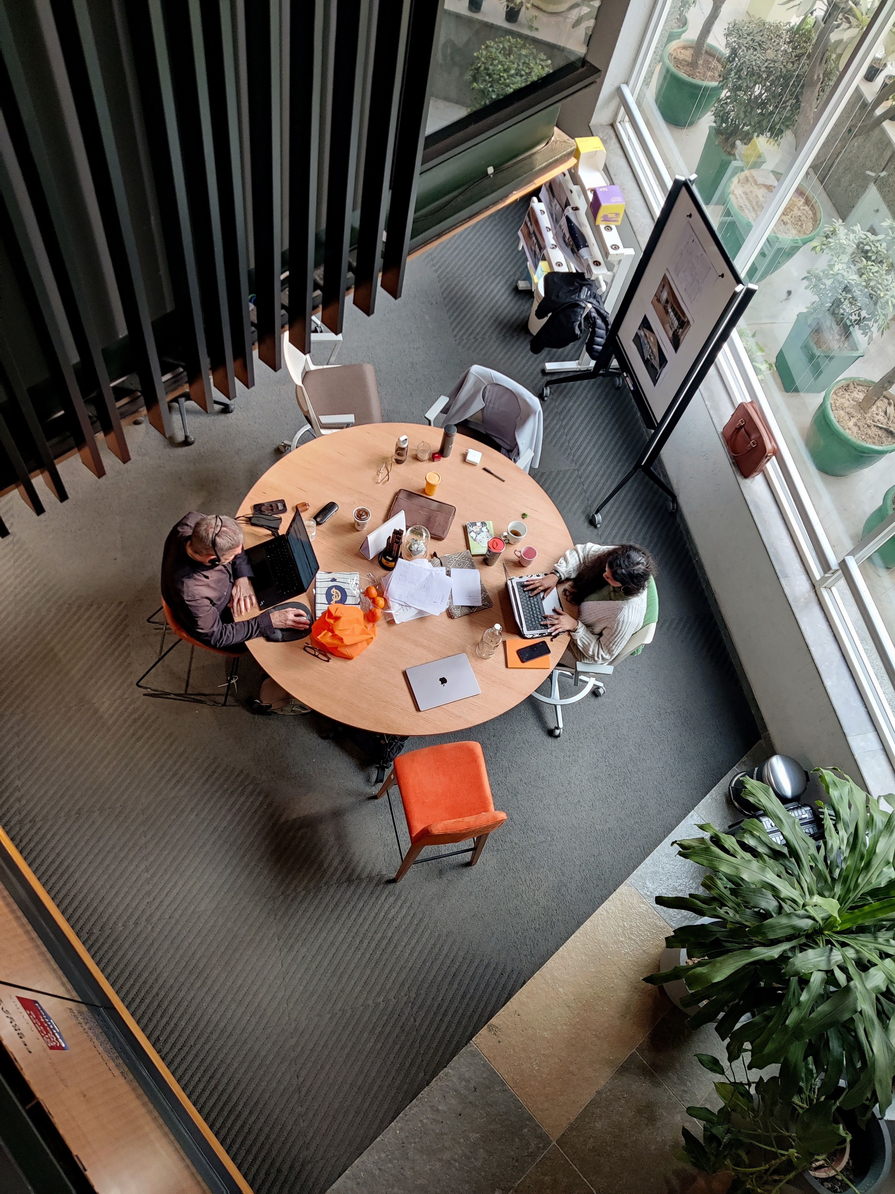 Collaborative Work + Round Table Photos, Download The BEST Free ...