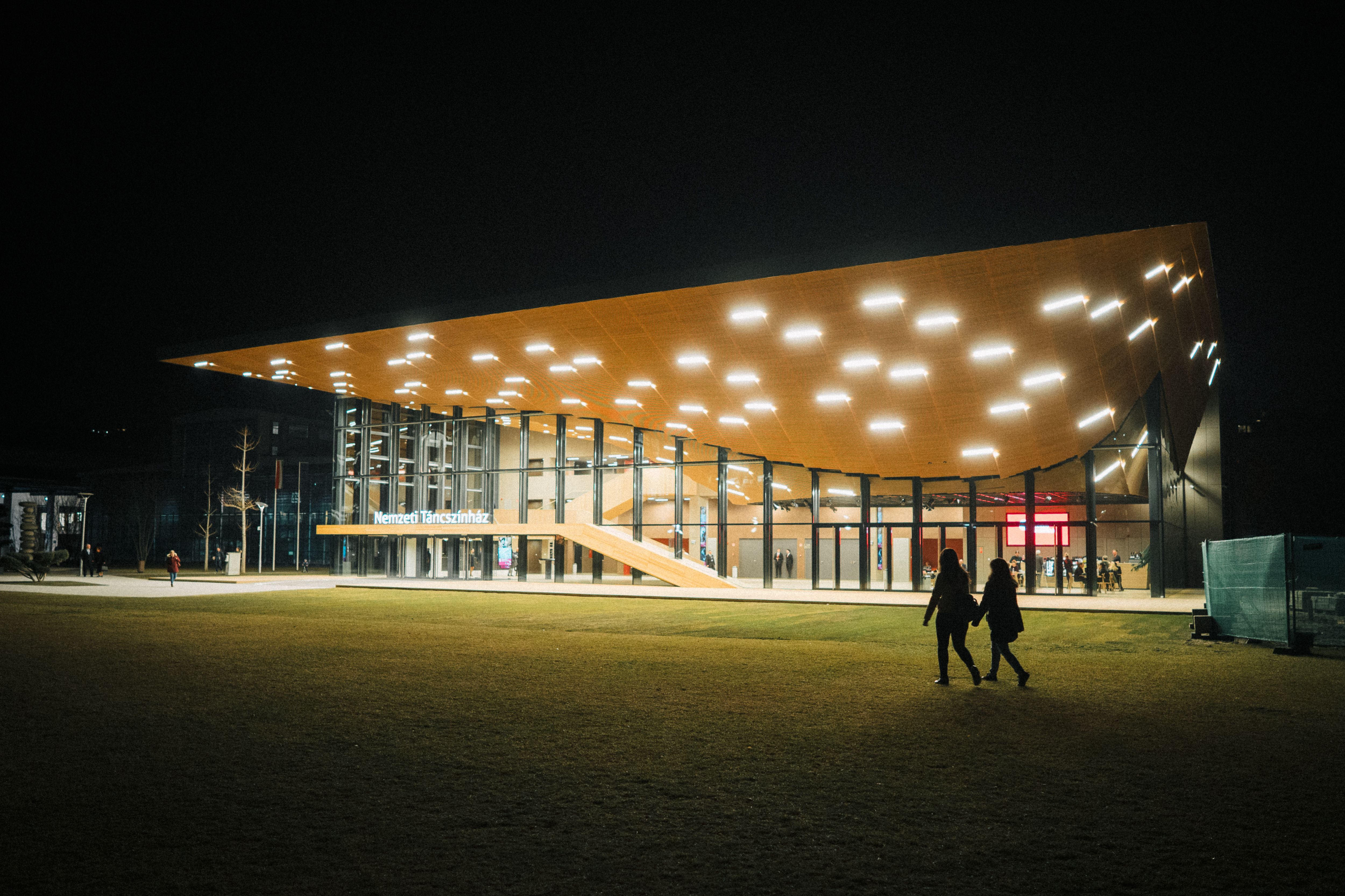 Modern Architectural Night View in Budapest · Free Stock Photo