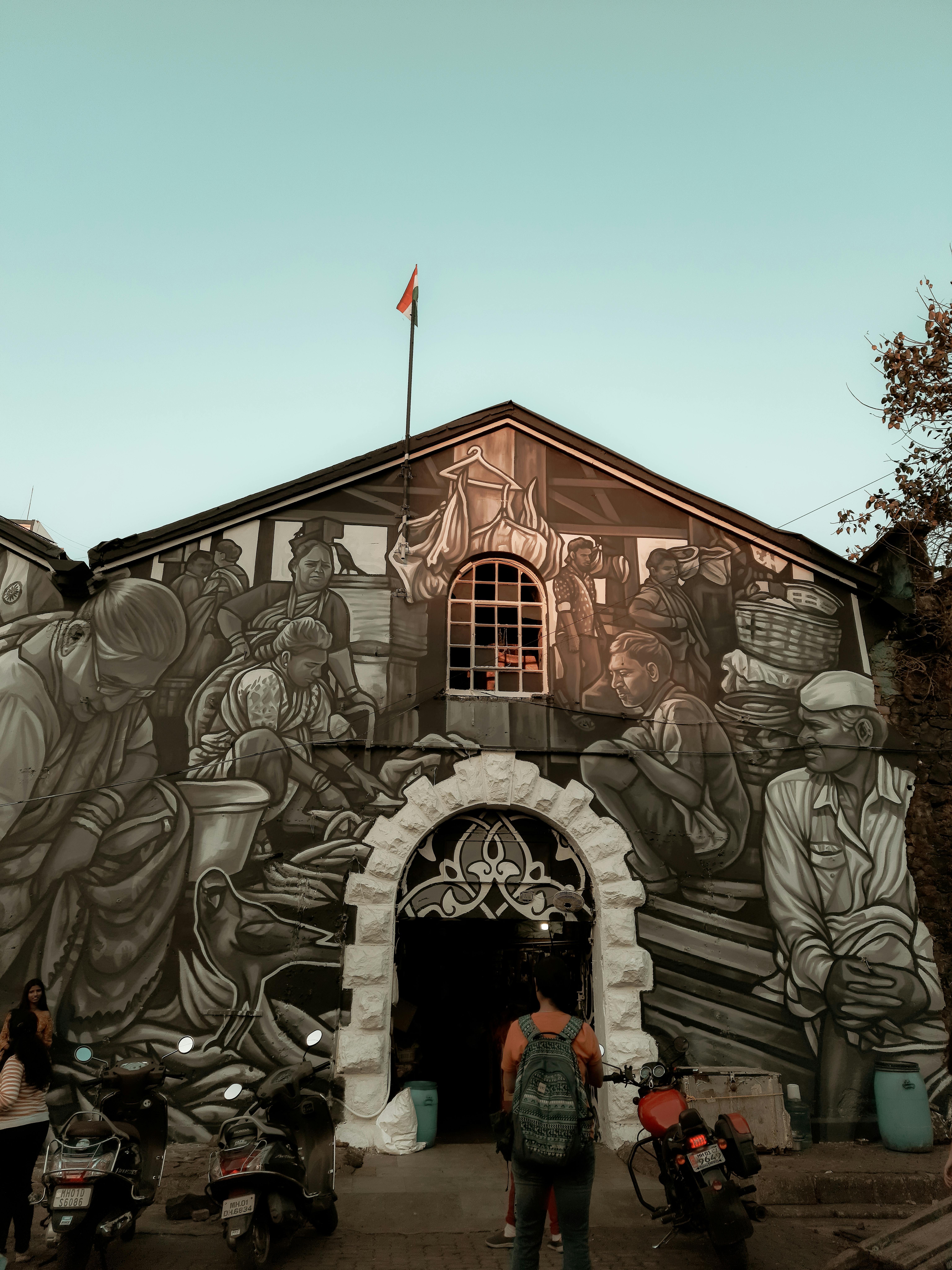 Mural Decorating Facade · Free Stock Photo