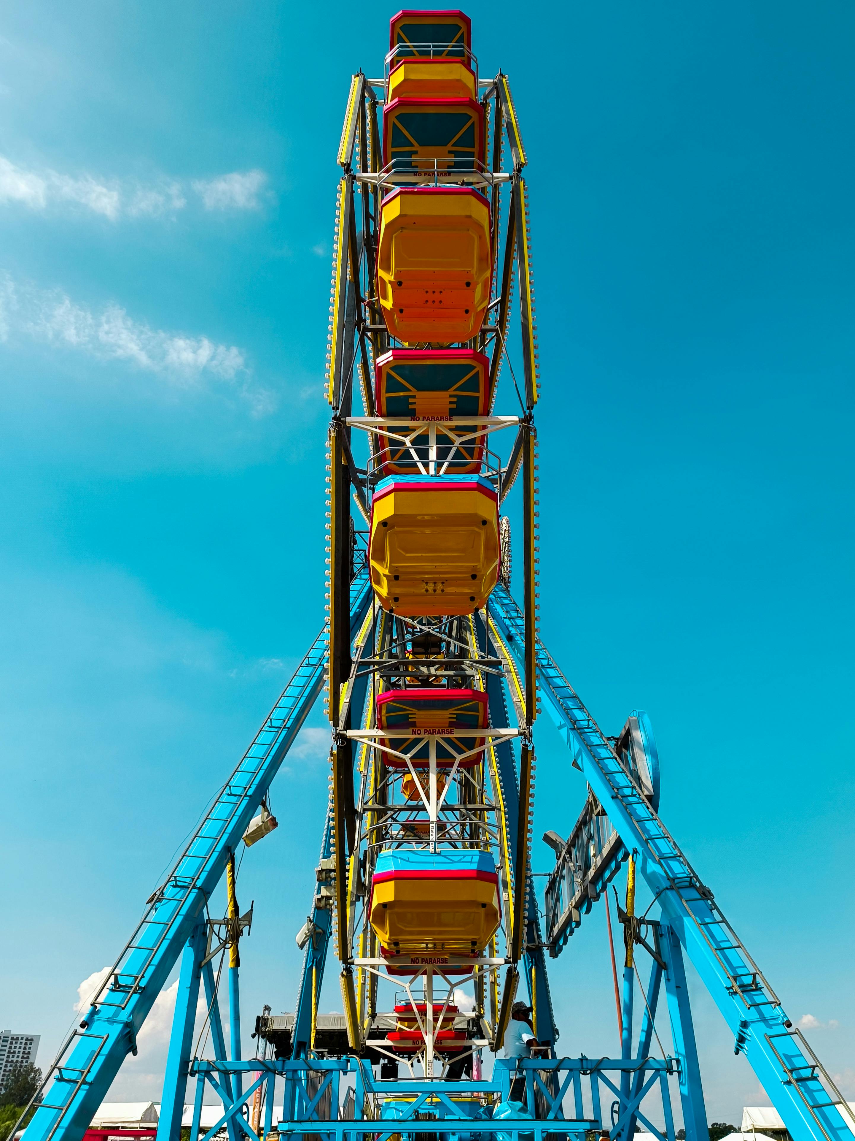 Ferris Wheel with Yellow Seats · Free Stock Photo