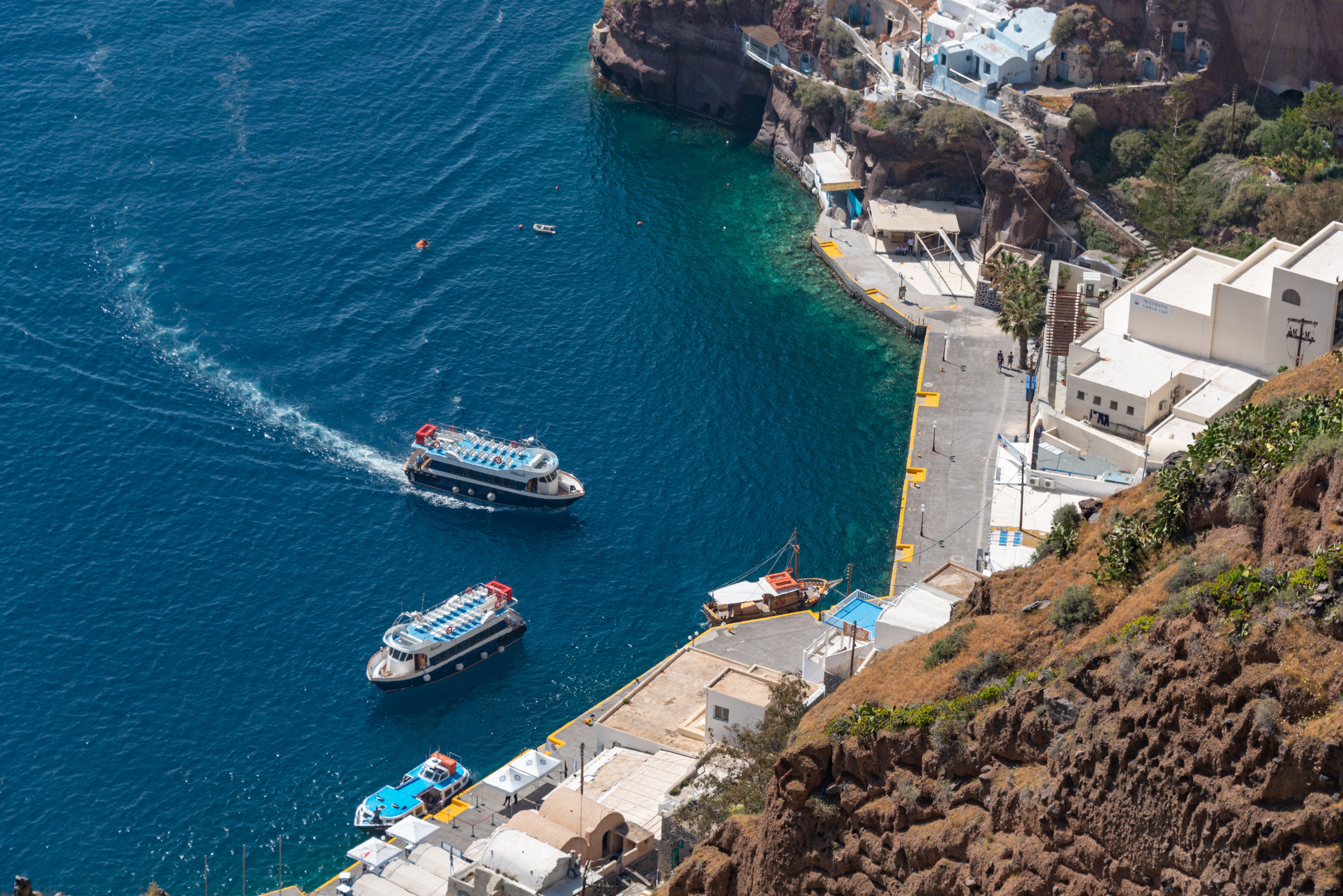 Aerial View of the Old Harbor of Fira, Santorini, Greece · Free Stock Photo