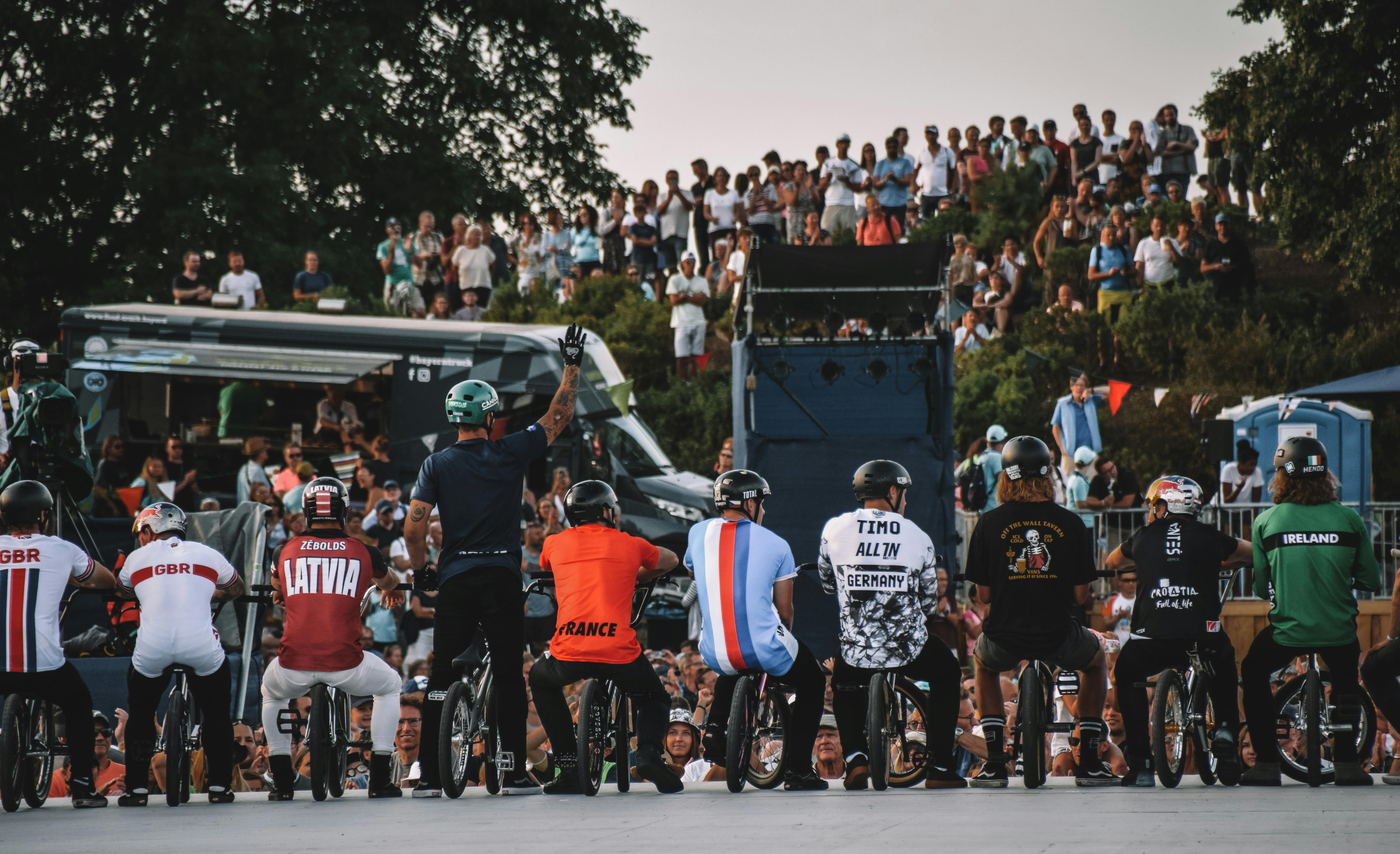 Bikes Competition in Town · Free Stock Photo