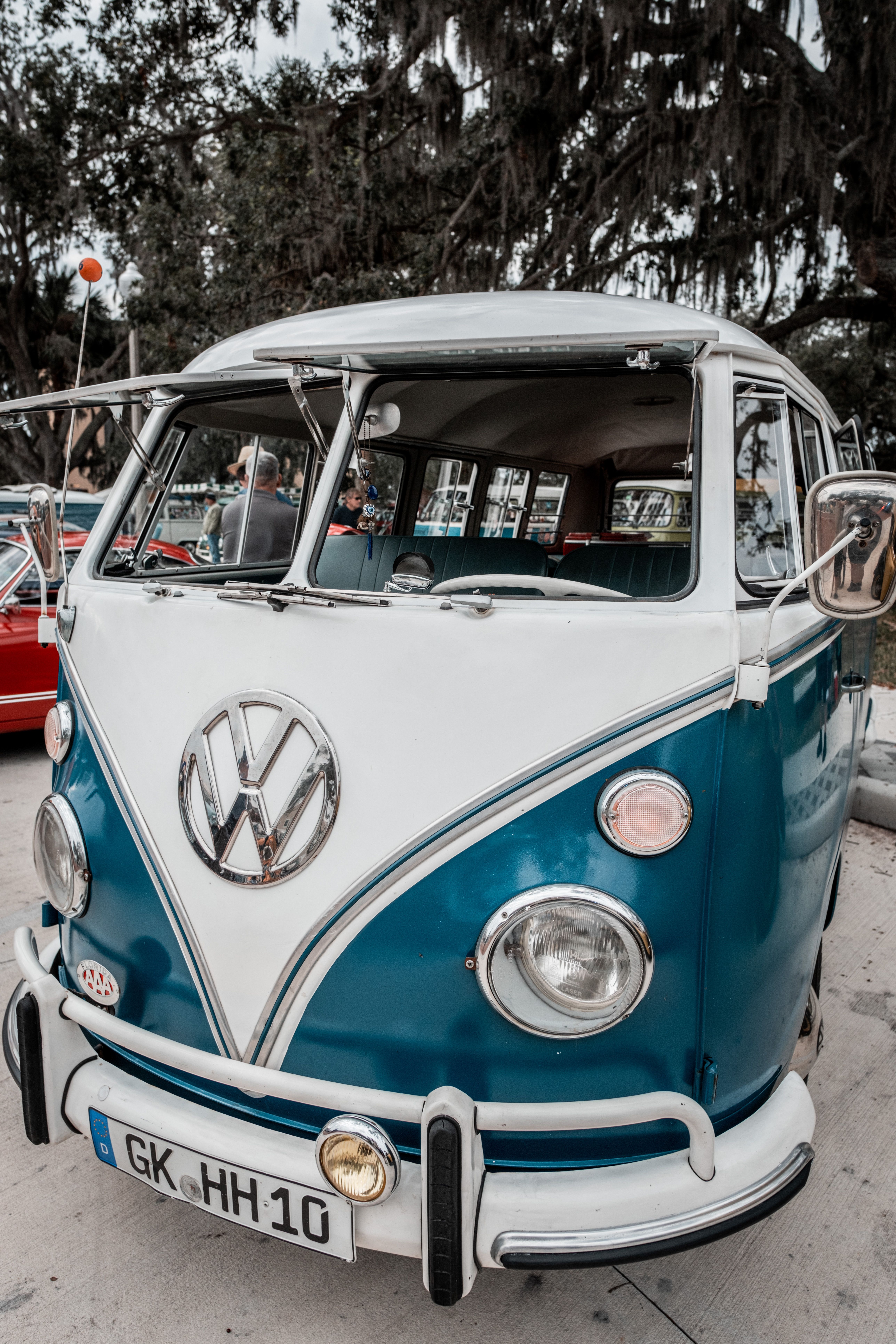 White Volkswagen Type 1 Racing Version on VW Car Show · Free Stock Photo