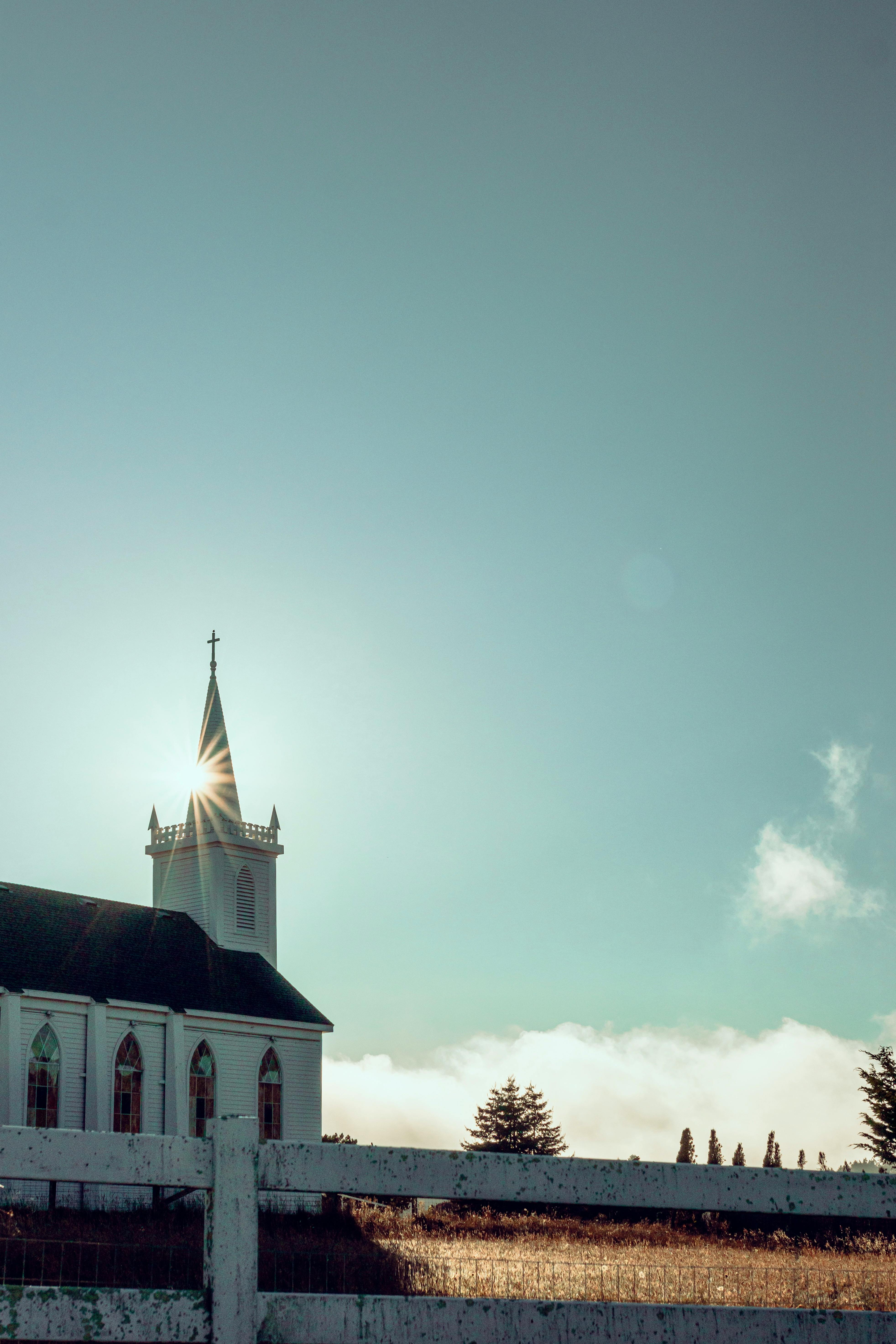 Church in Countryside · Free Stock Photo