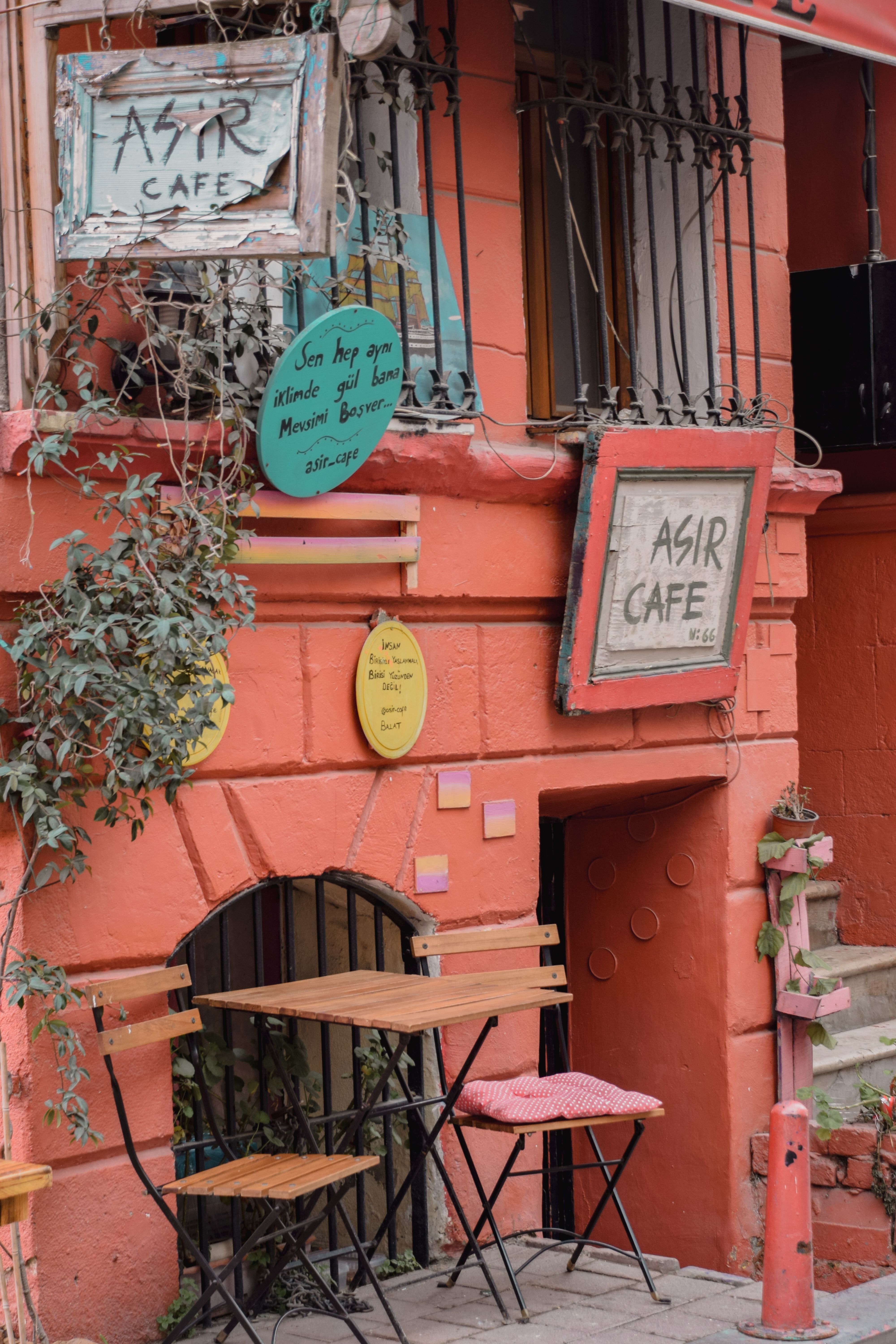Entrance of Cafe · Free Stock Photo
