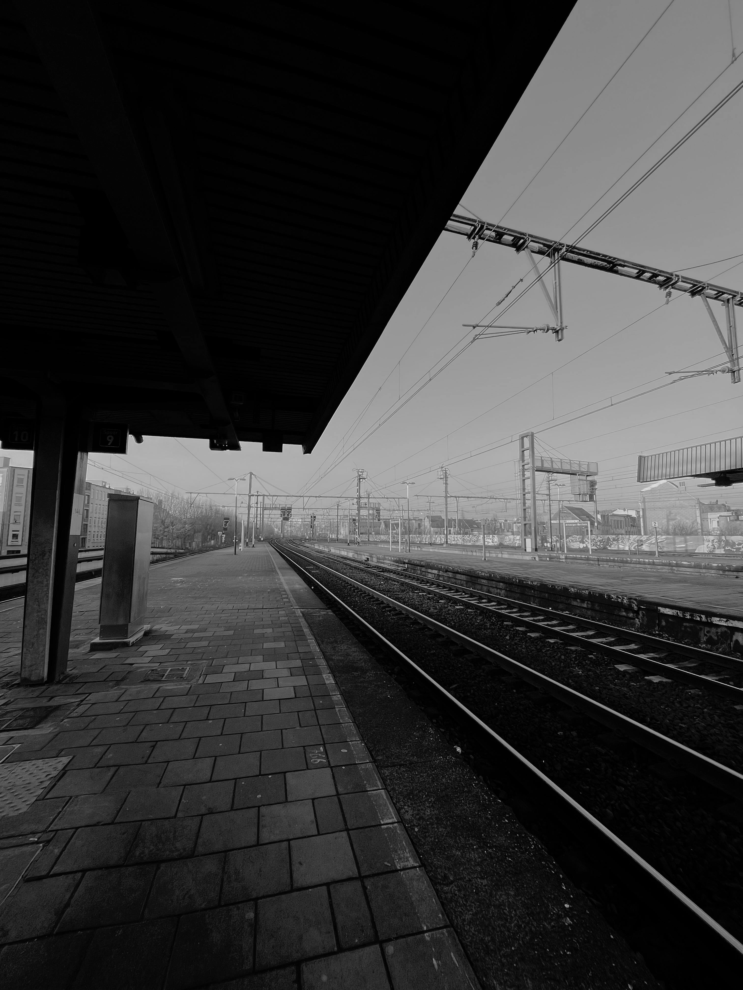 Empty Platform at Railway Station · Free Stock Photo