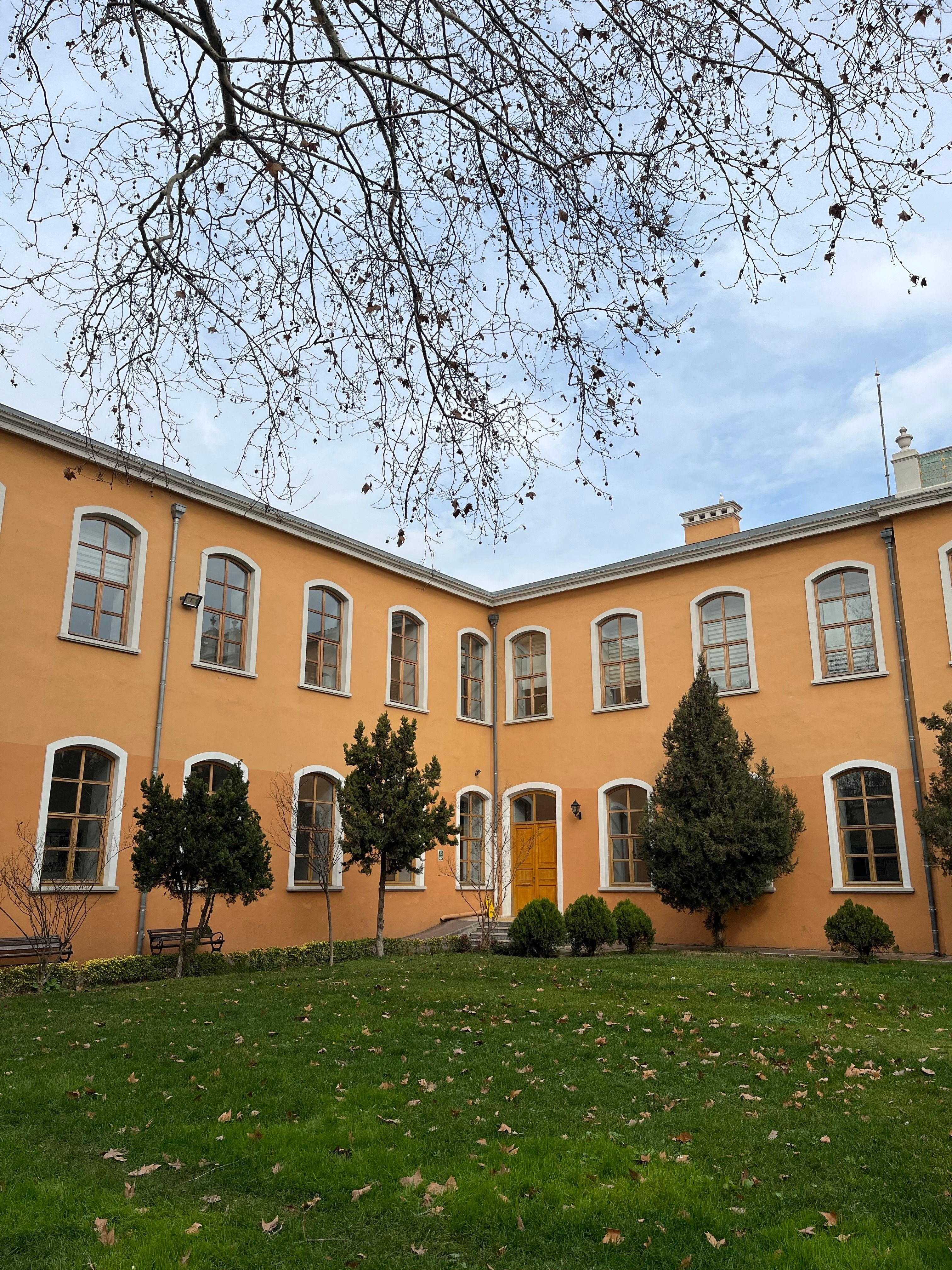 View of a University Campus in Istanbul, Turkey · Free Stock Photo