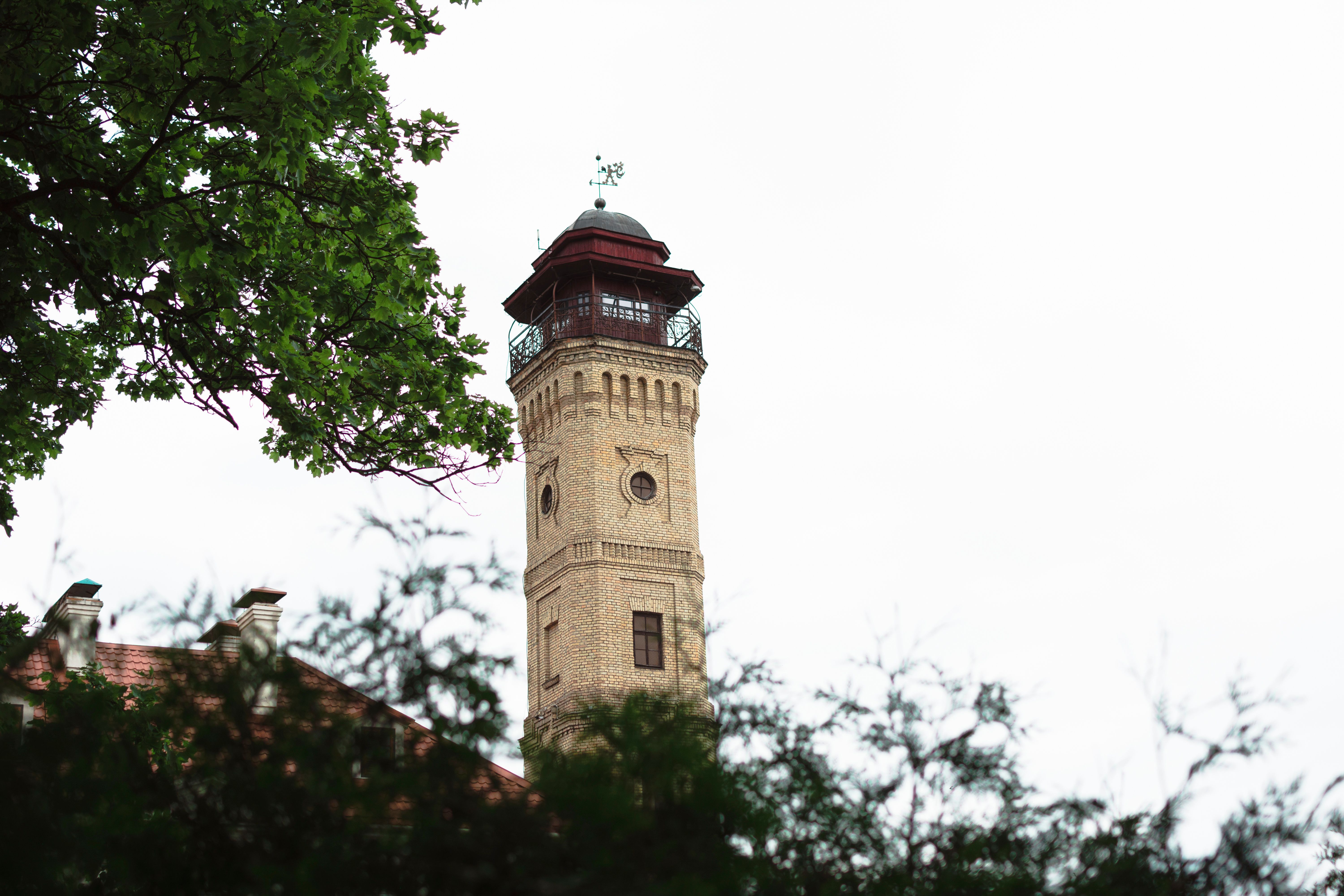 Low Angle View of a Tower · Free Stock Photo