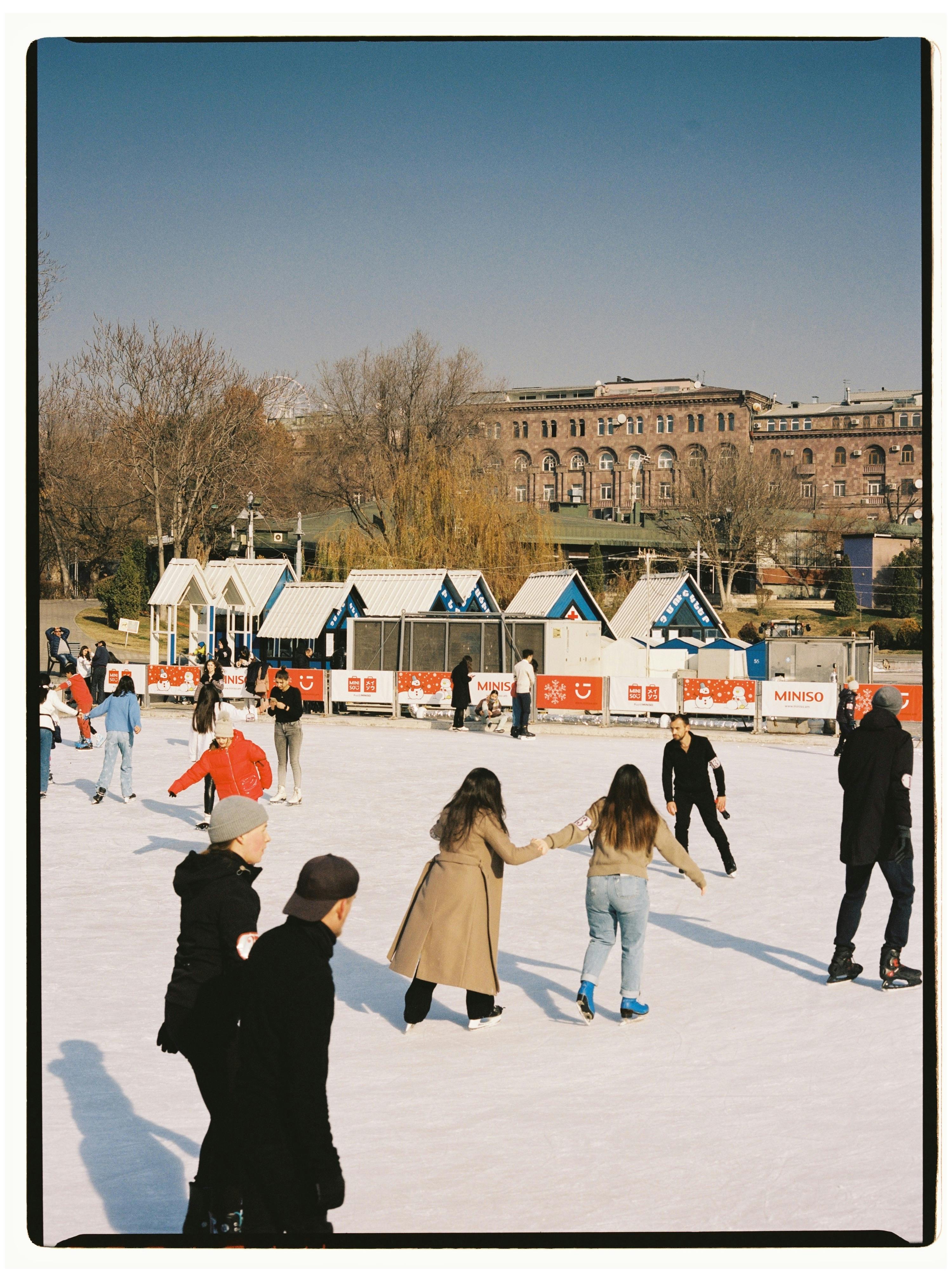 Outdoor Ice Rink Photos, Download The BEST Free Outdoor Ice Rink Stock ...