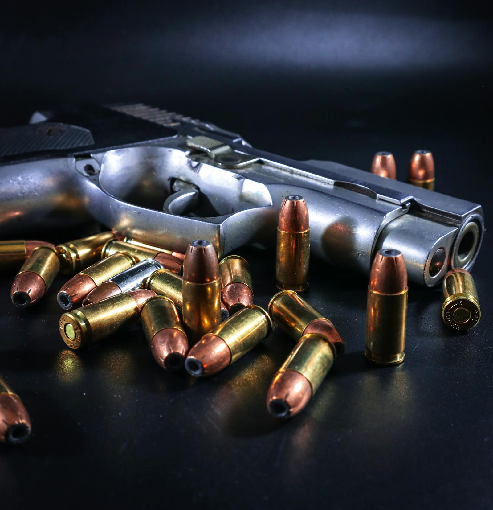 Gun Bullets Photos, Download The BEST Free Gun Bullets Stock Photos ...