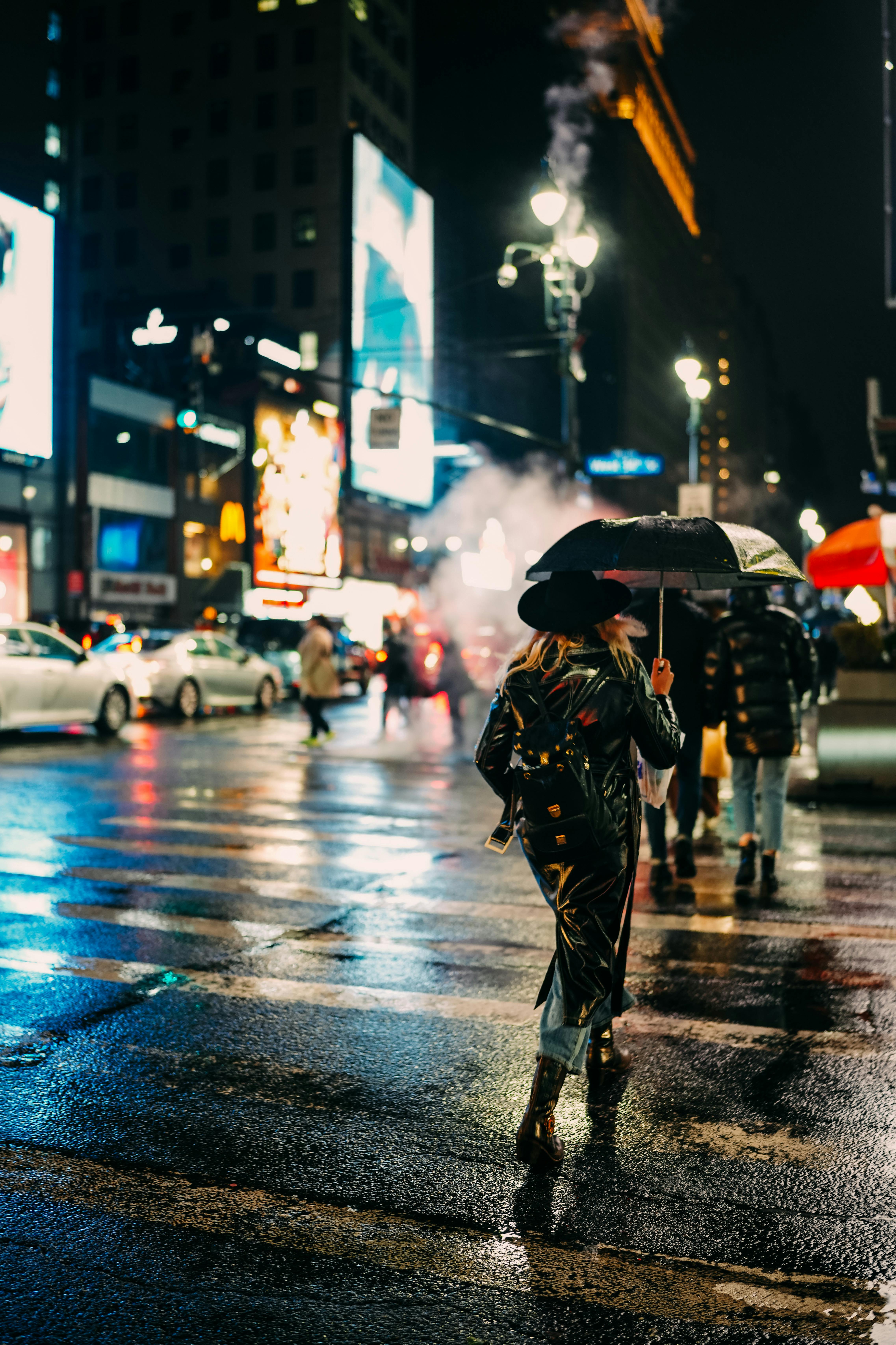 People Walking on City Street during Nighttime · Free Stock Photo