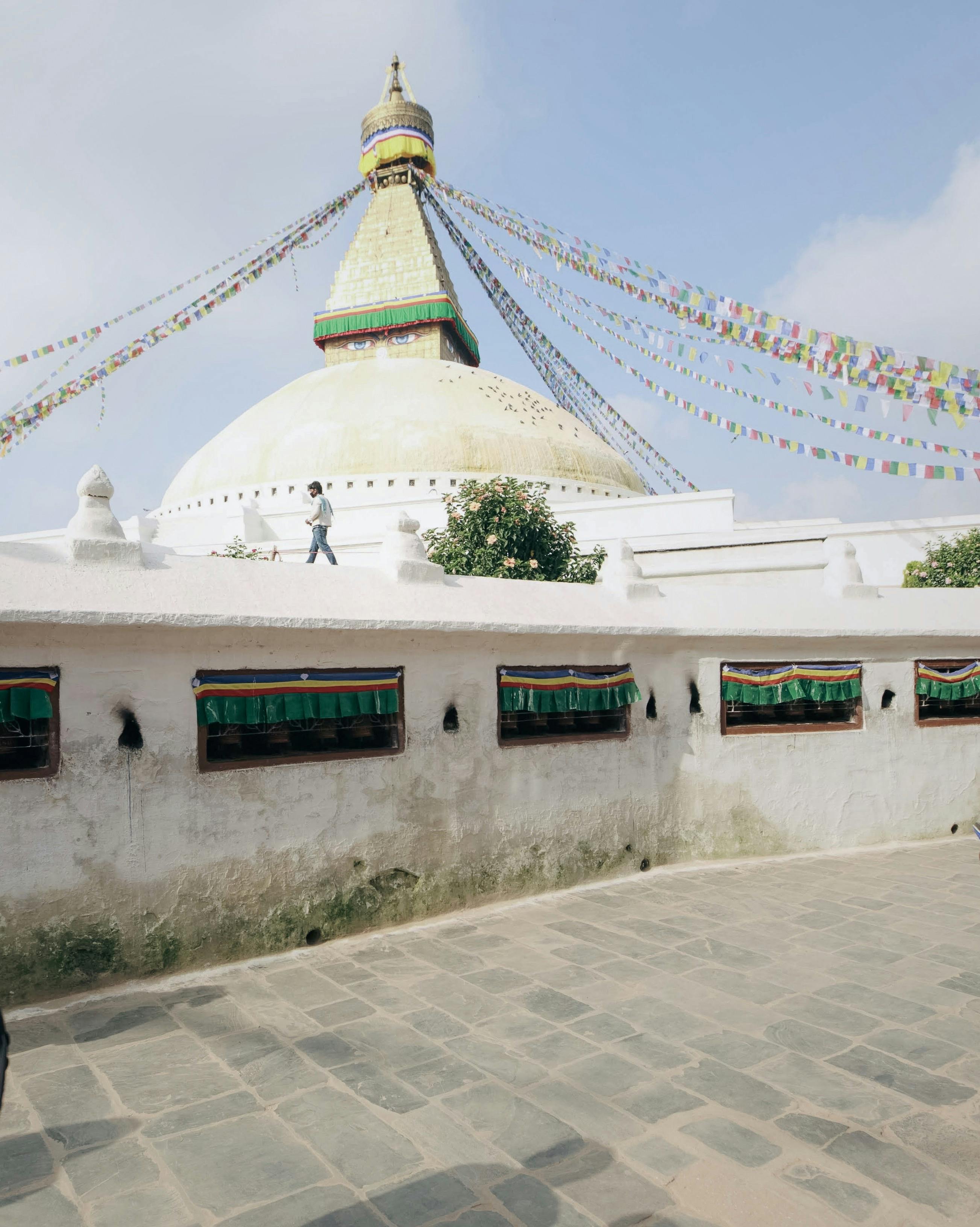 Red and Brown Temple Roofs · Free Stock Photo