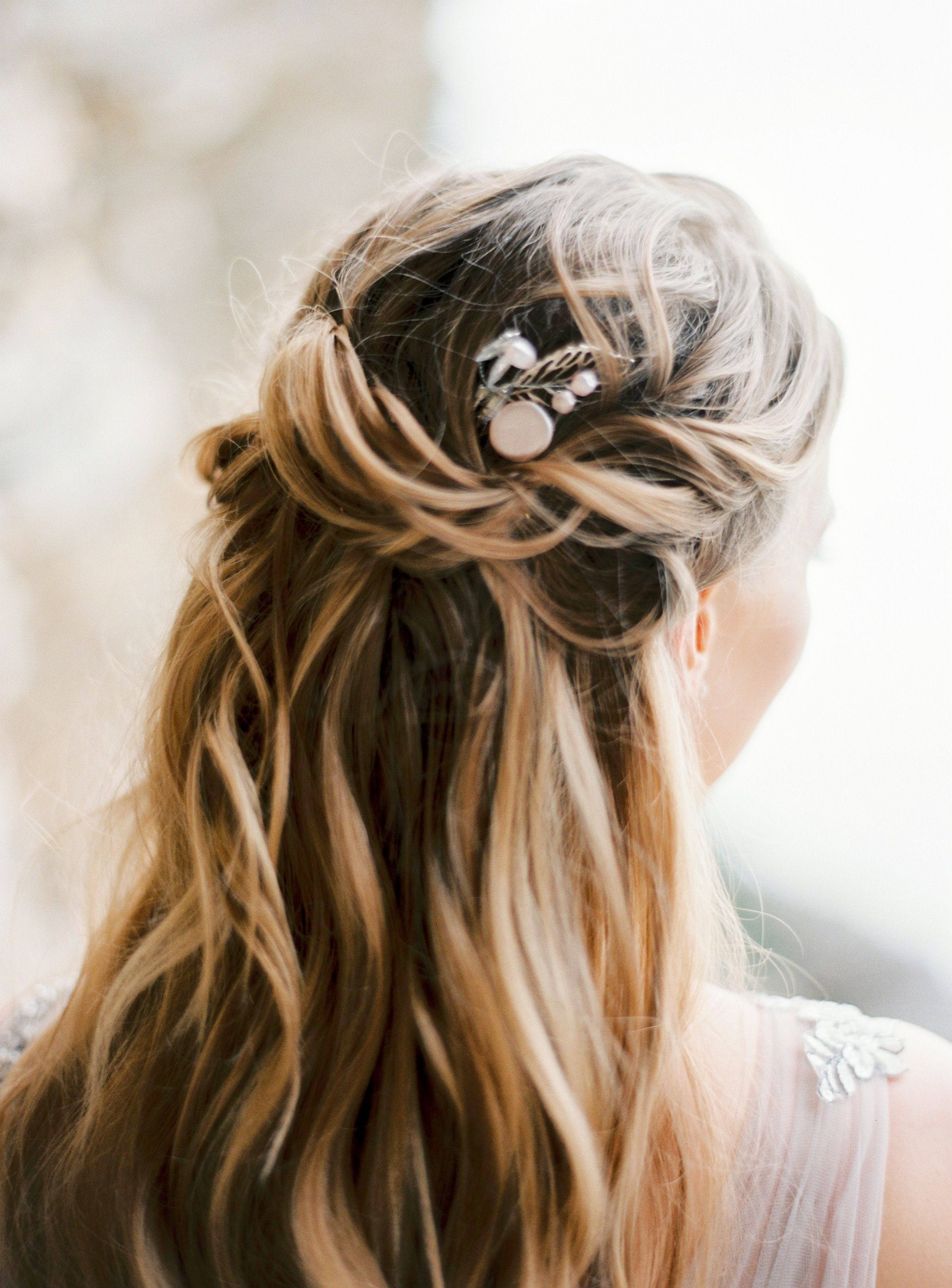 Back View of Woman with a Elegant Hairdo · Free Stock Photo
