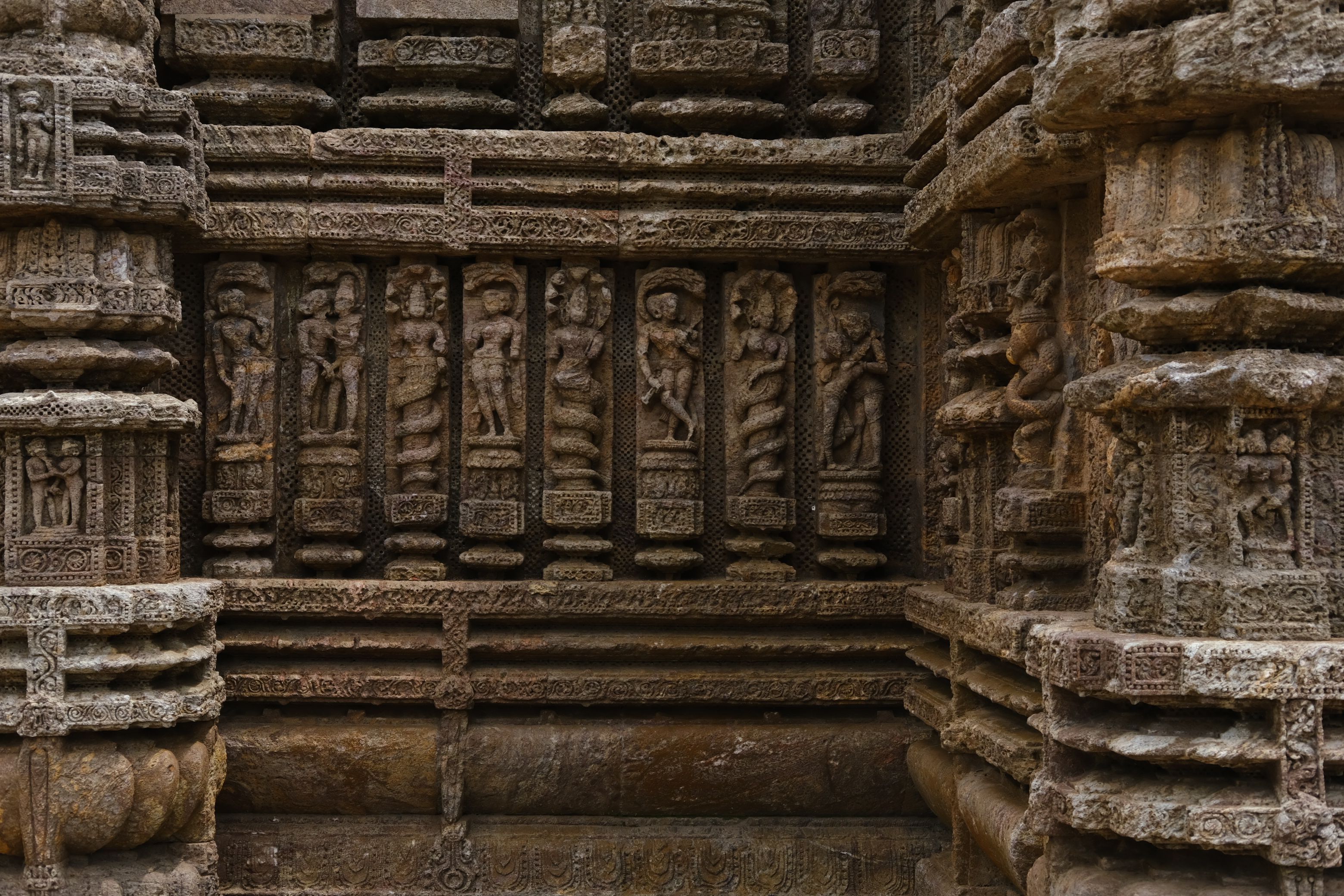 Facade of ancient Hindu temple with ornamental decor · Free Stock Photo