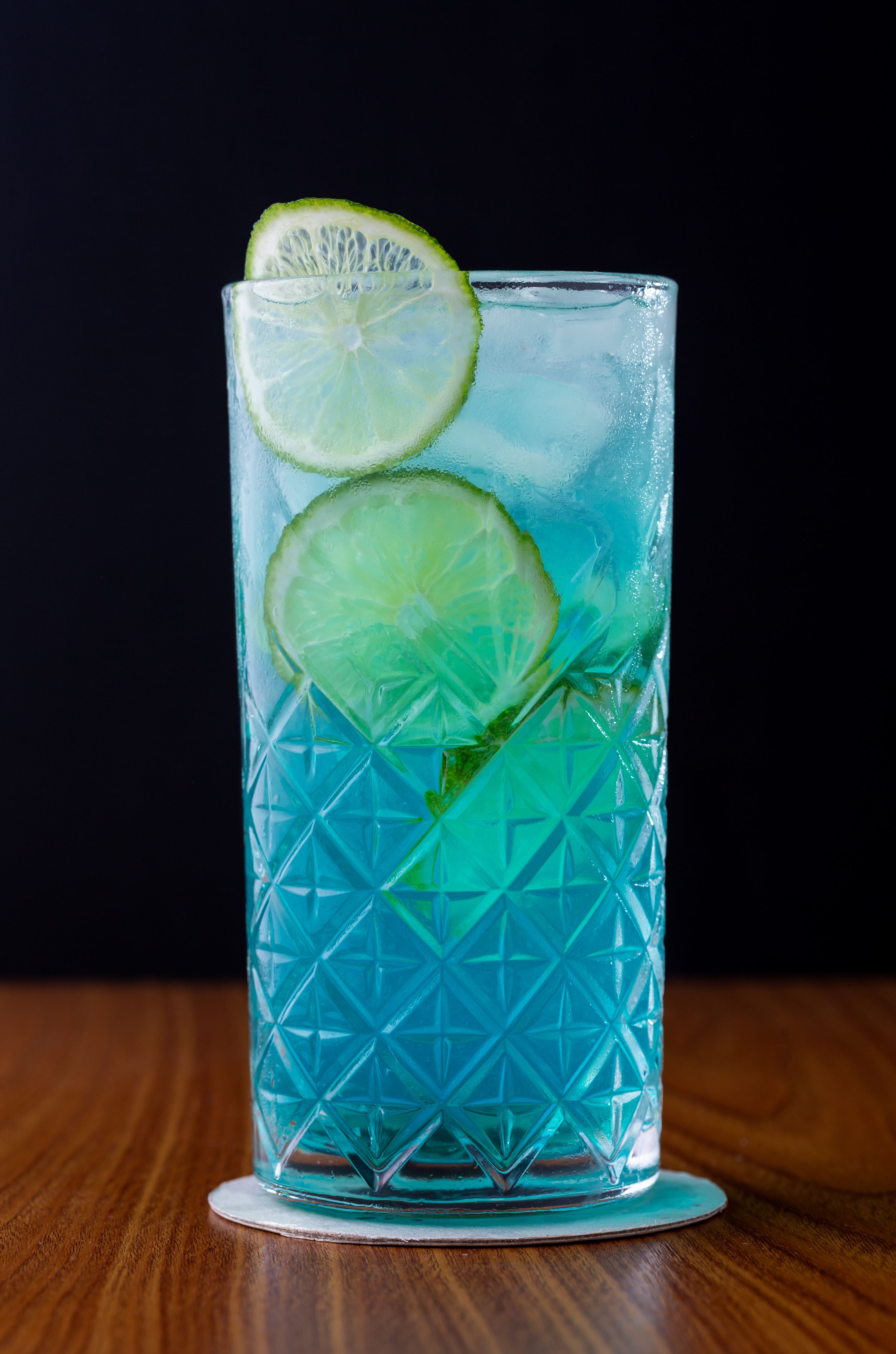 Cocktail with Slice of Lime · Free Stock Photo