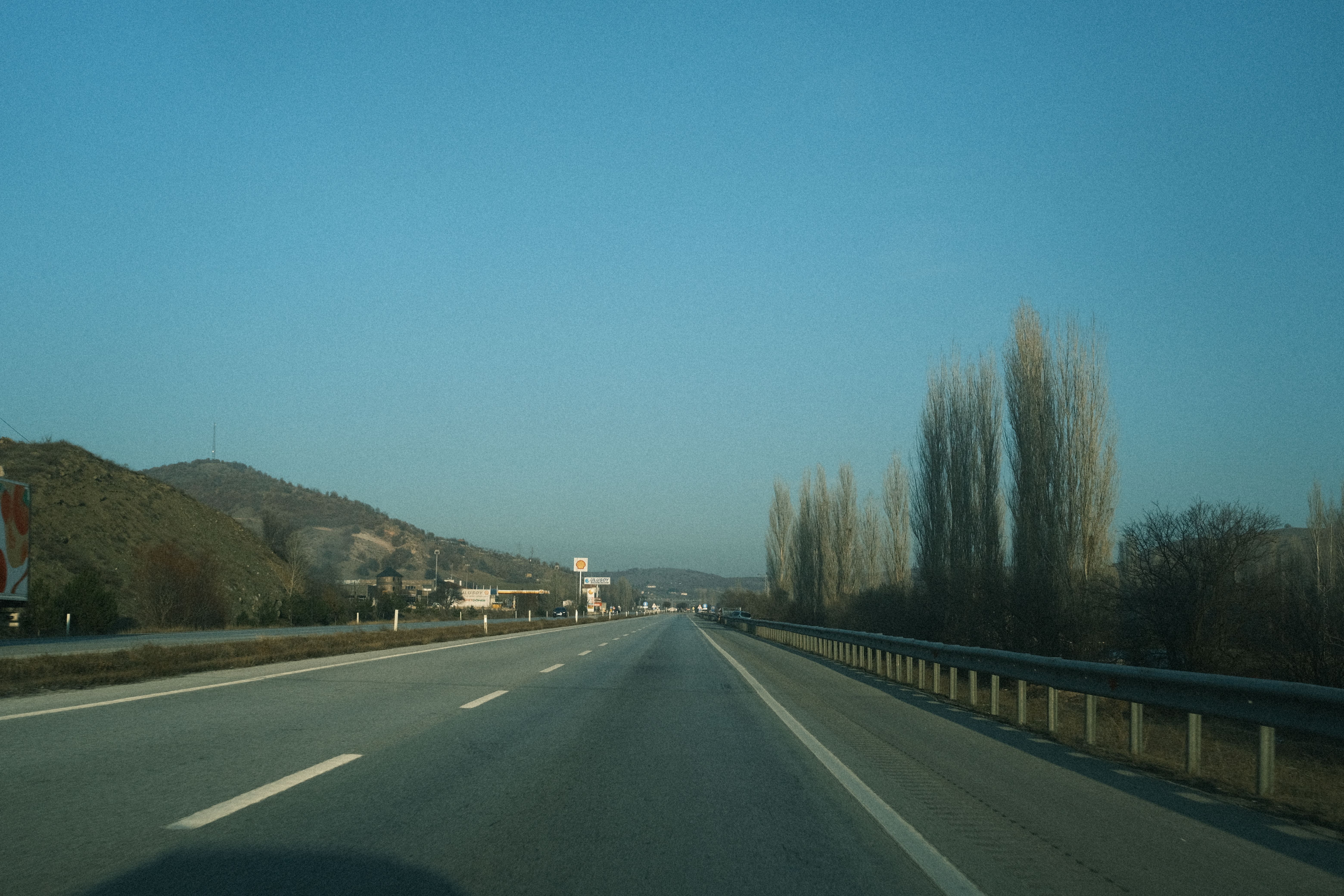 Photograph of an Empty Road · Free Stock Photo