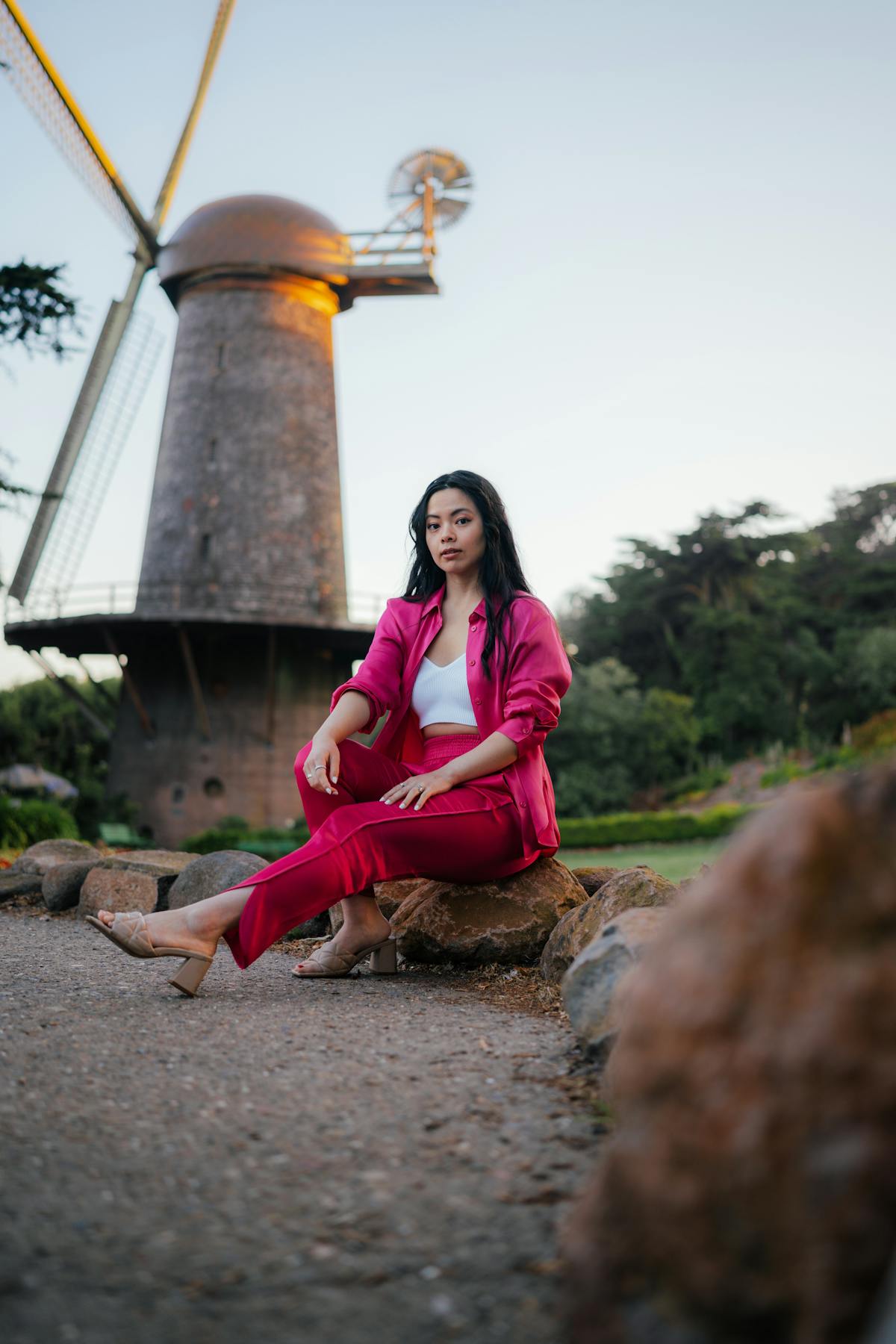 The Windmill Pose Photos, Download The BEST Free The Windmill Pose ...