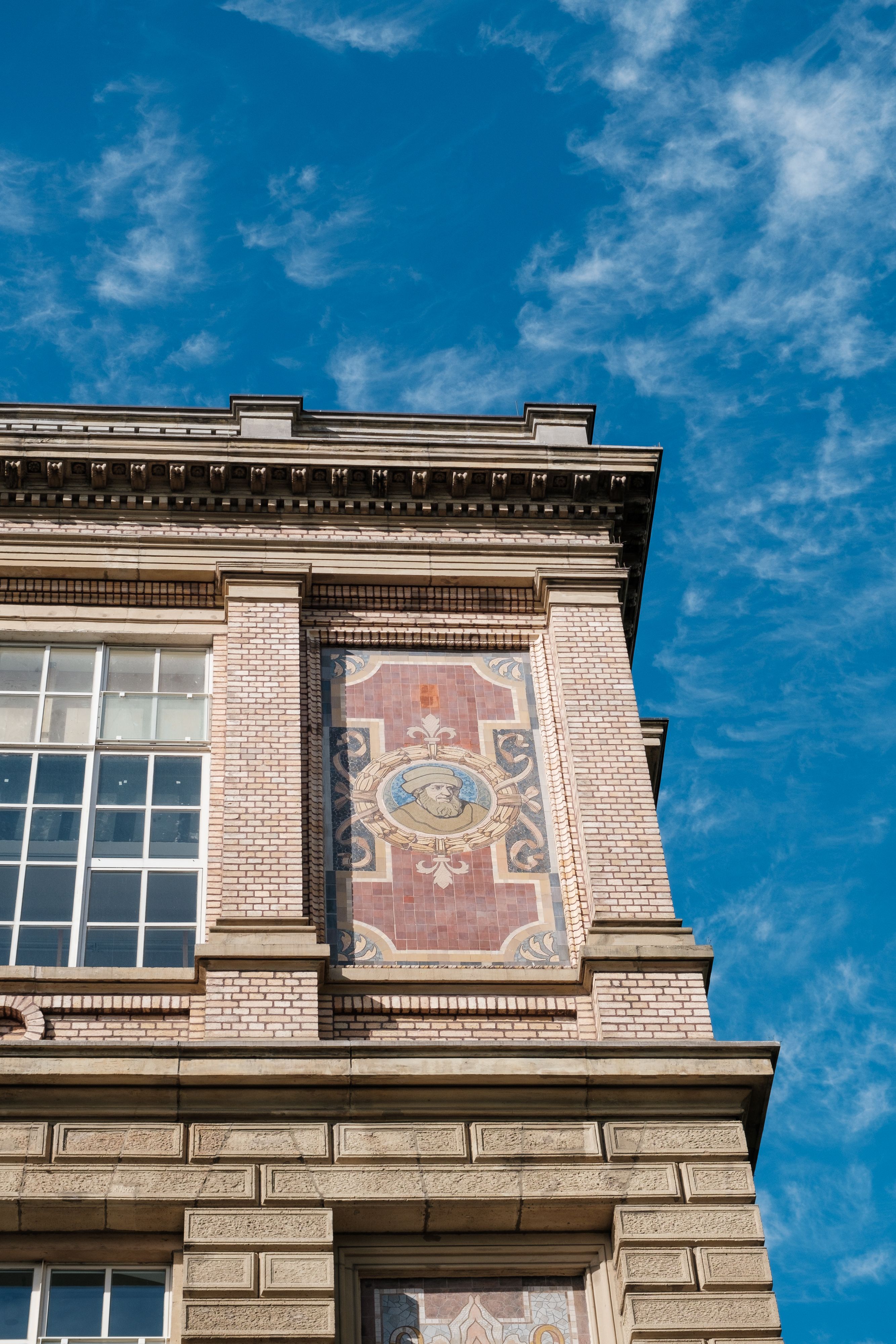 Ornamented Building Wall · Free Stock Photo