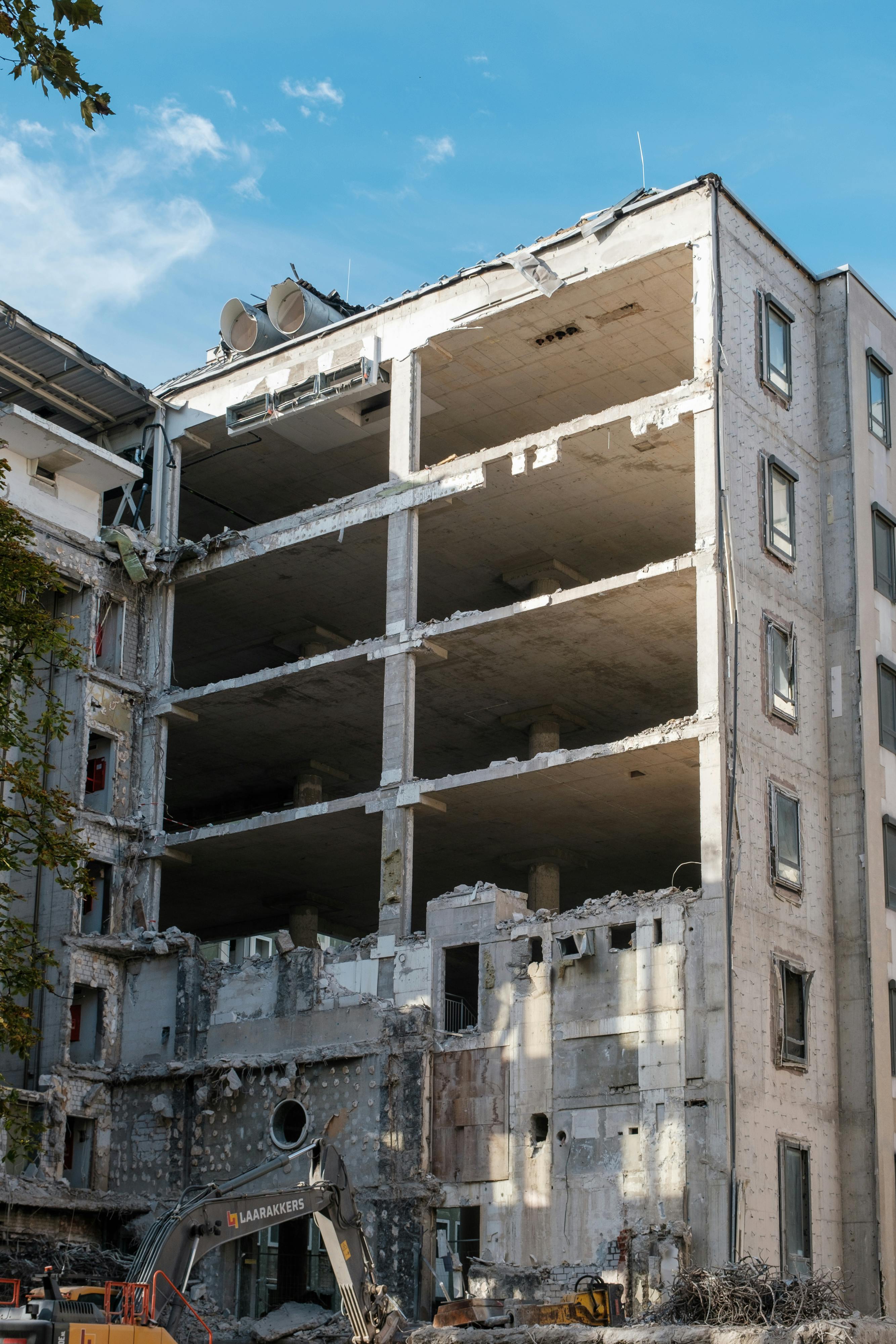 Destroyed Building in Town · Free Stock Photo