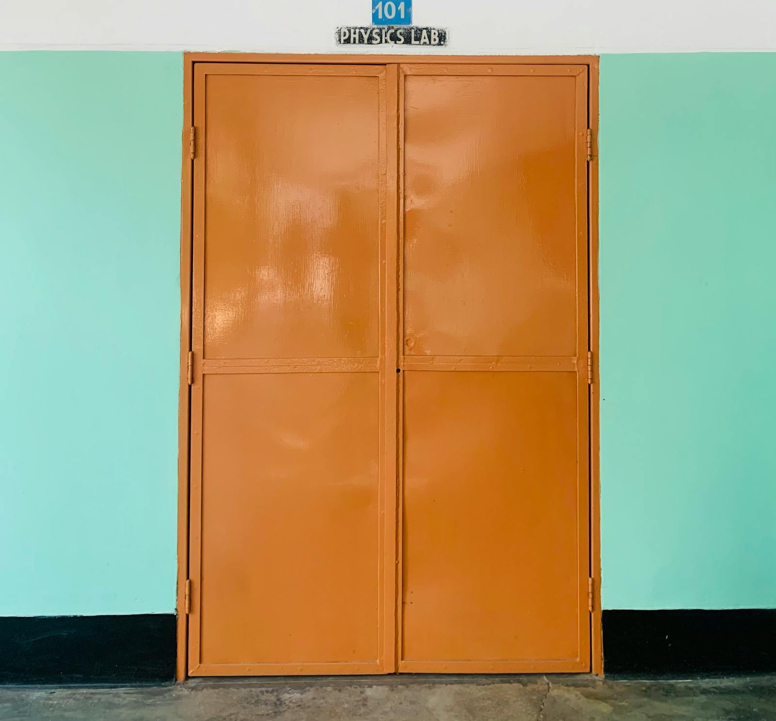 Laboratory Doors Photos, Download The BEST Free Laboratory Doors Stock ...