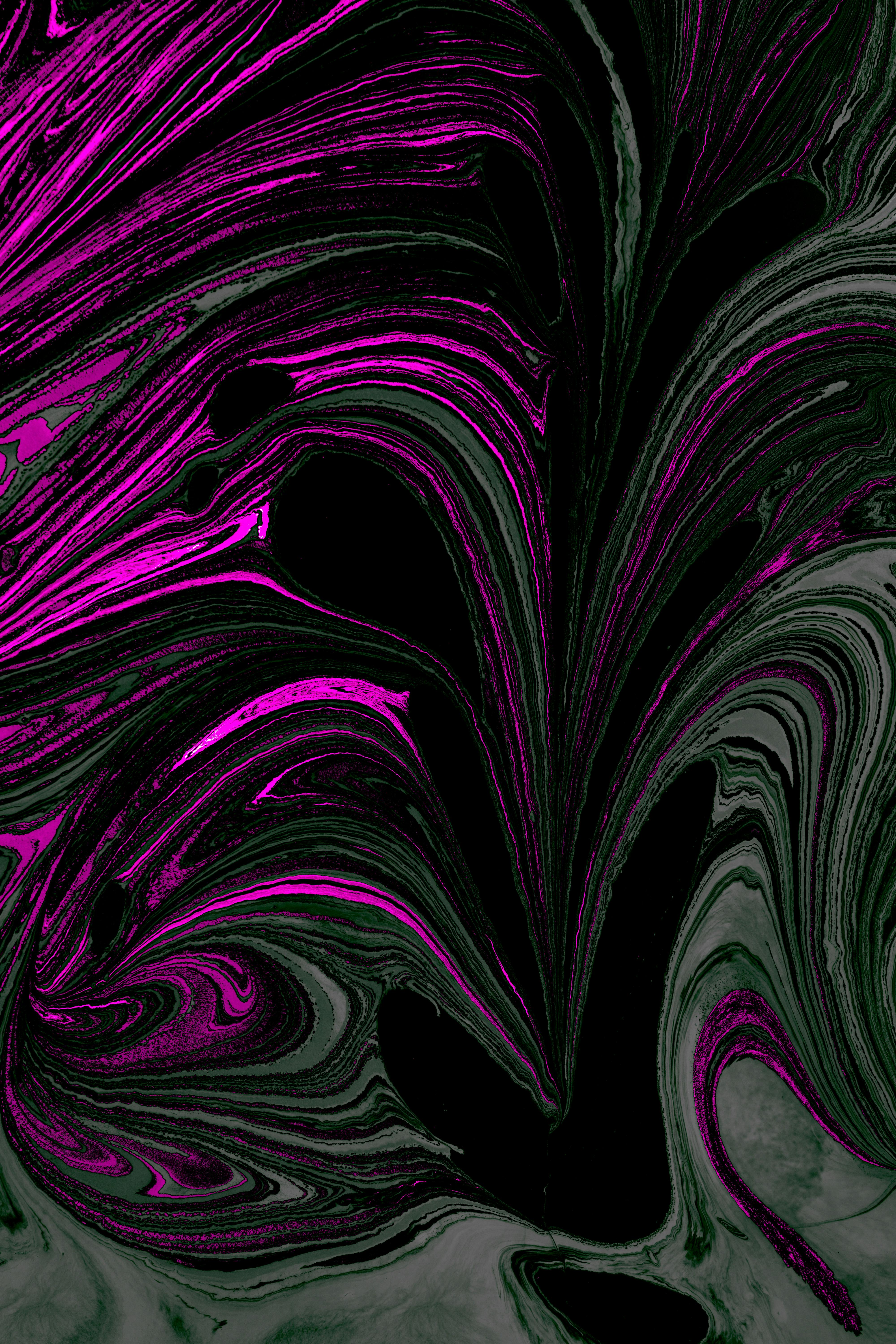 Close-up of a Dark, Abstract Painting · Free Stock Photo