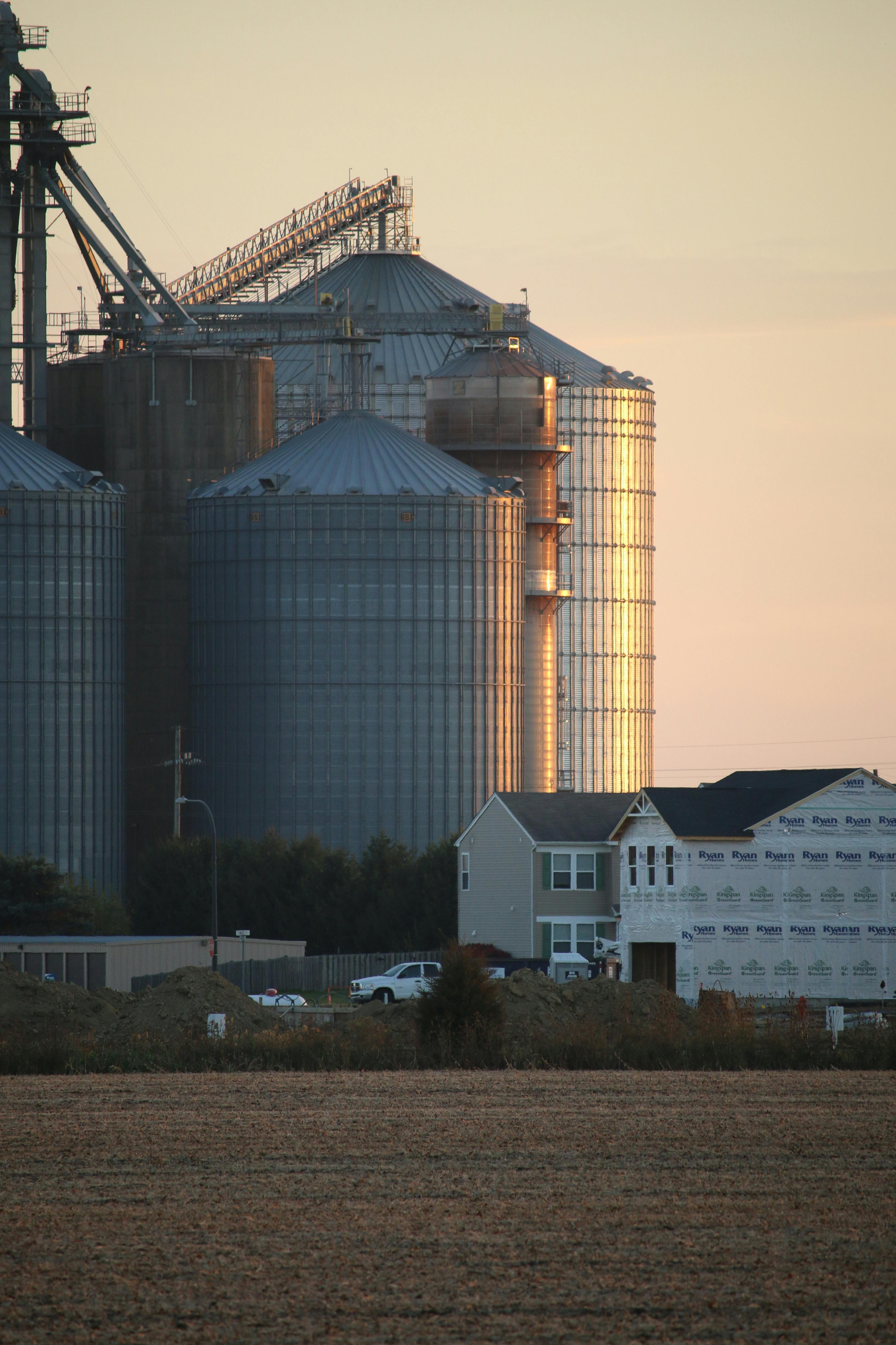 Clear Sky over Silos · Free Stock Photo