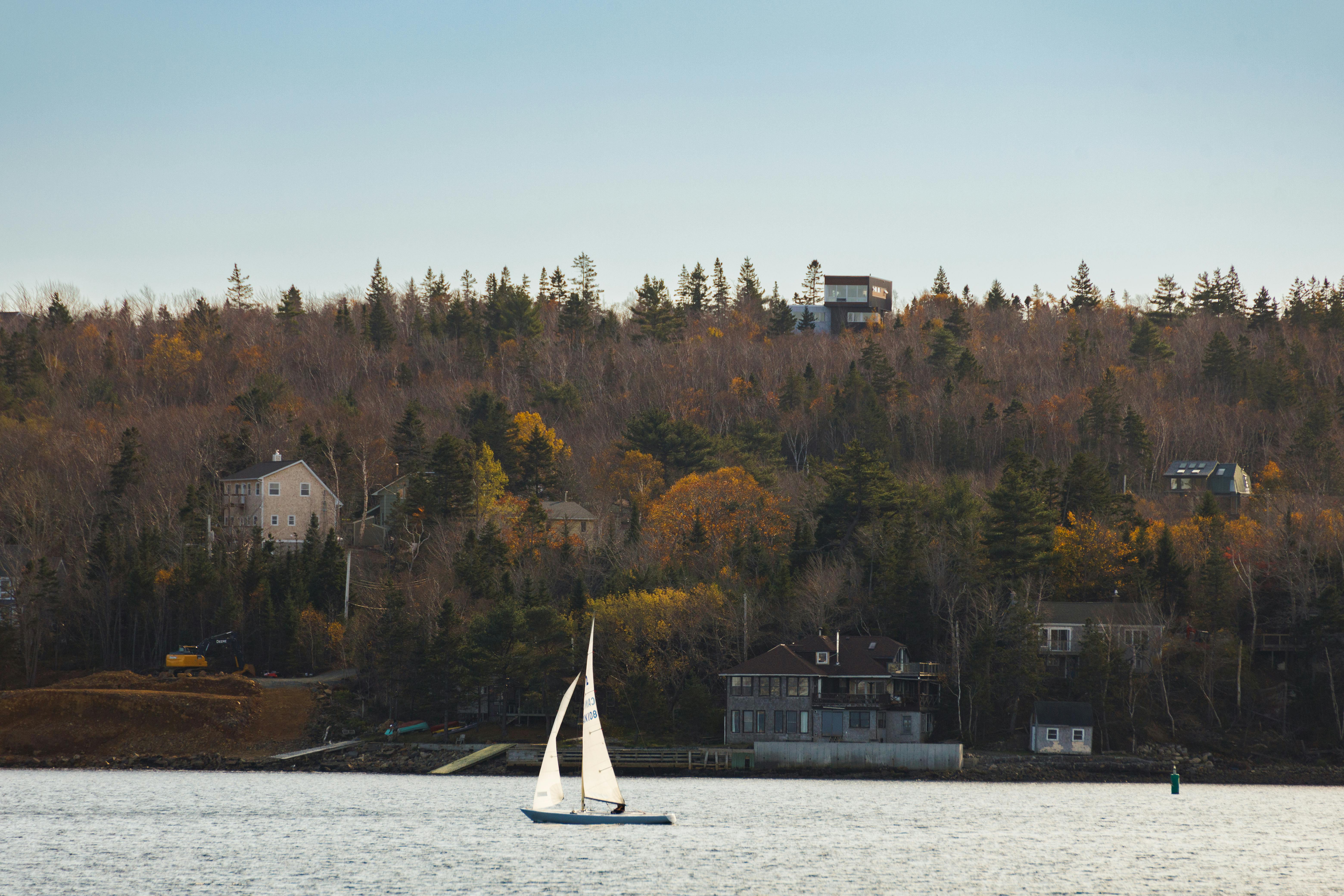 Sailboat on Lake in Autumn · Free Stock Photo