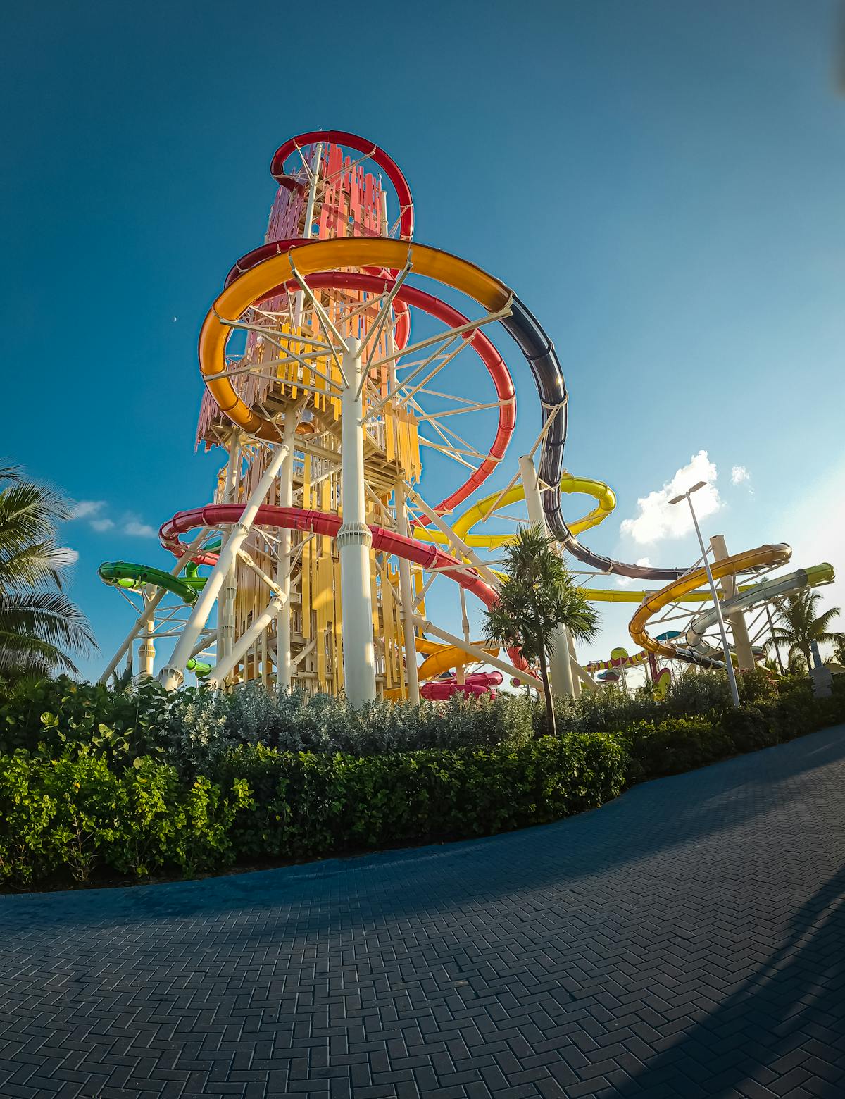 Water Slides Photos, Download The BEST Free Water Slides Stock Photos ...