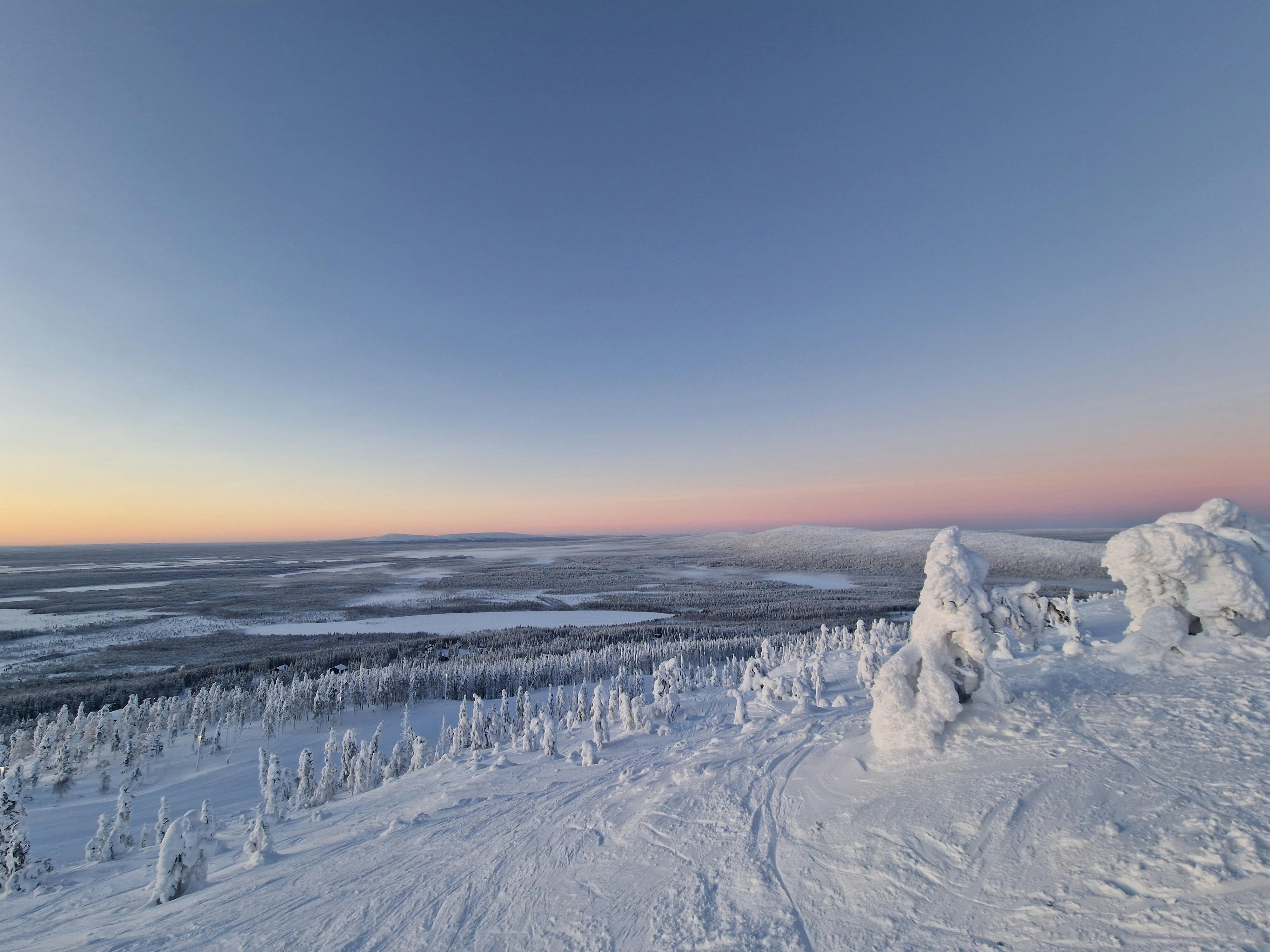 View of a Landscape in Winter · Free Stock Photo