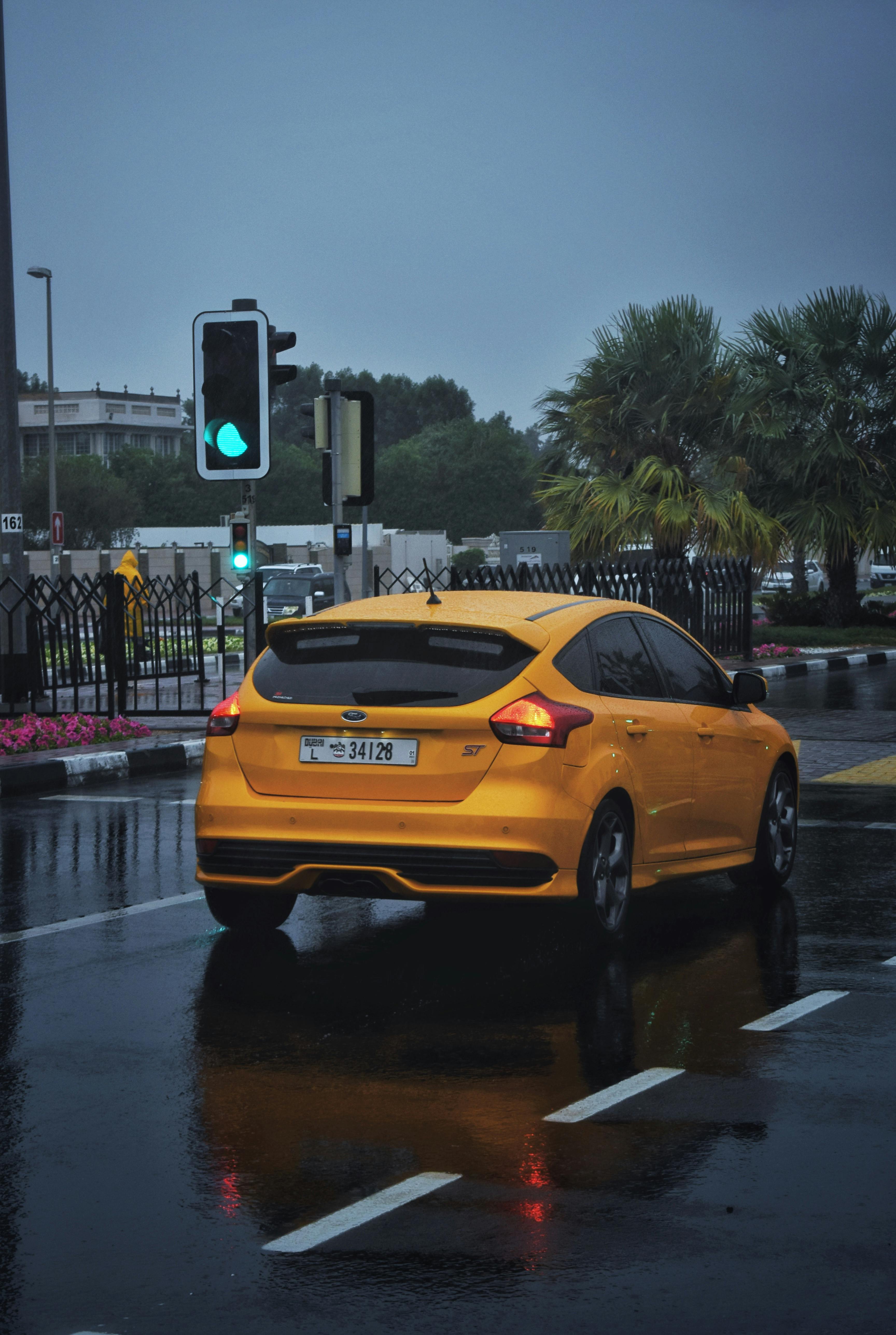 Car In Rain Photos, Download The BEST Free Car In Rain Stock Photos ...