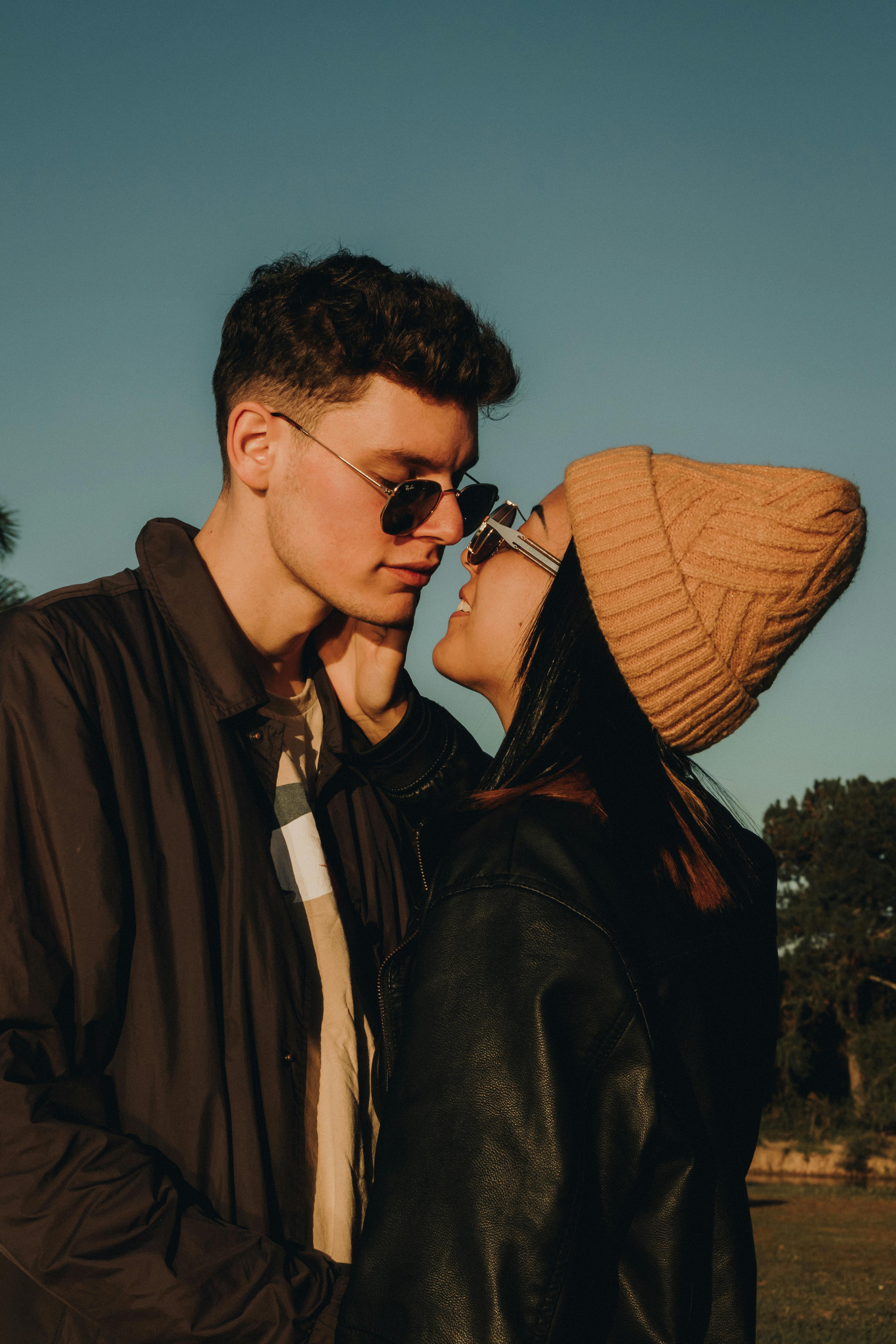 Couple Face to Face · Free Stock Photo