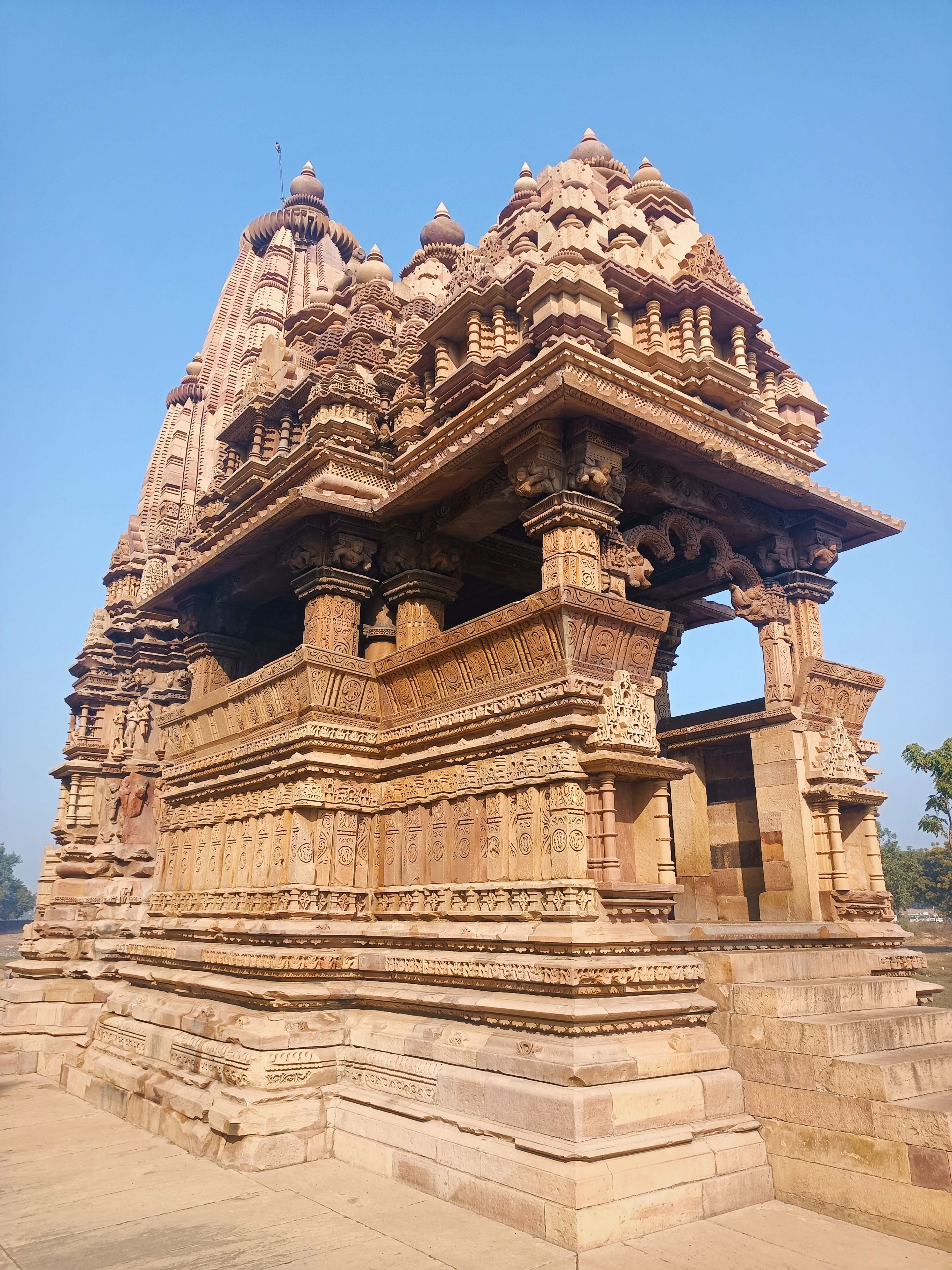 Exterior of the Negheriting Shiva Doul Temple · Free Stock Photo