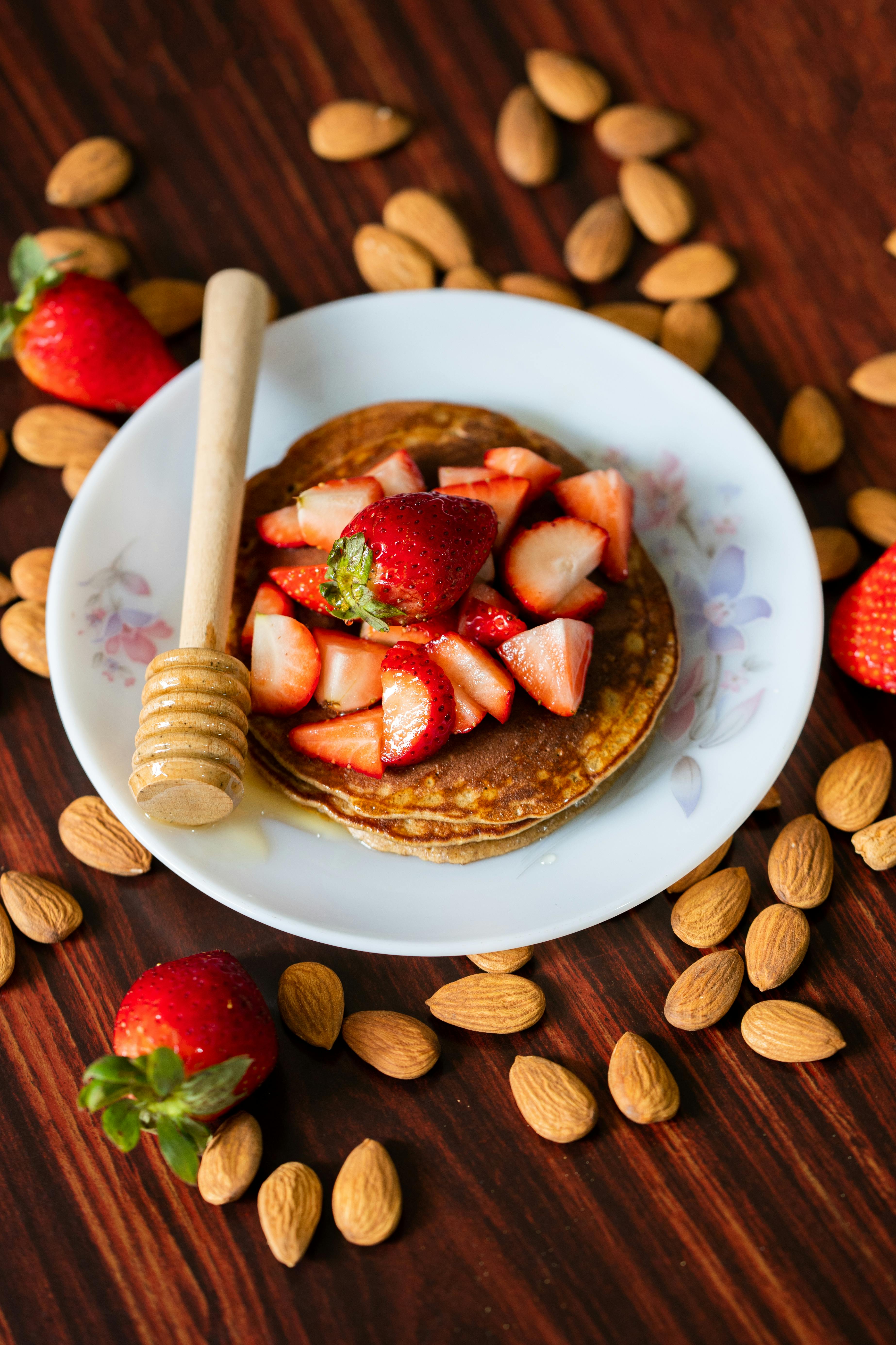 Pancake on Plate · Free Stock Photo