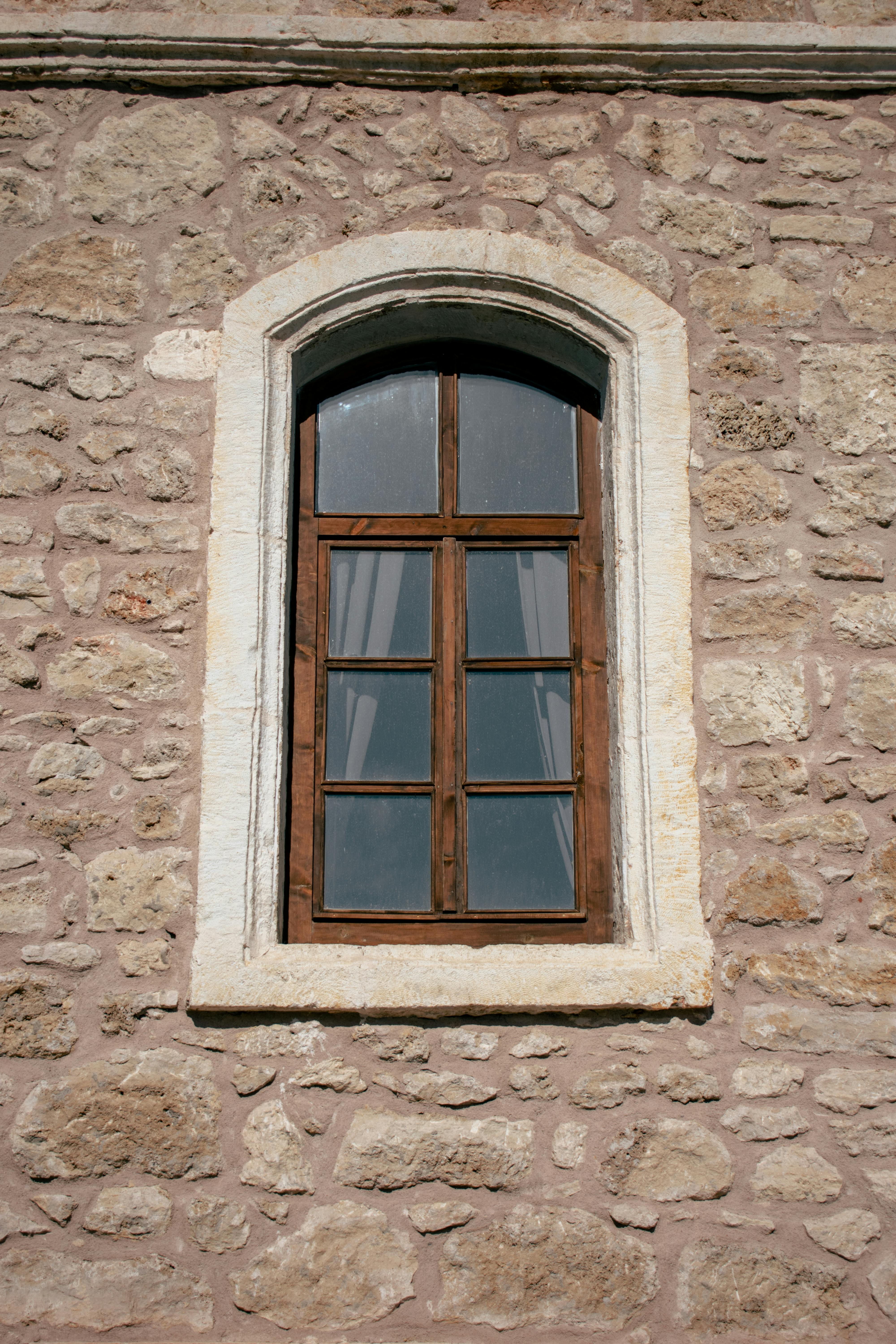 Window on Stone Wall · Free Stock Photo