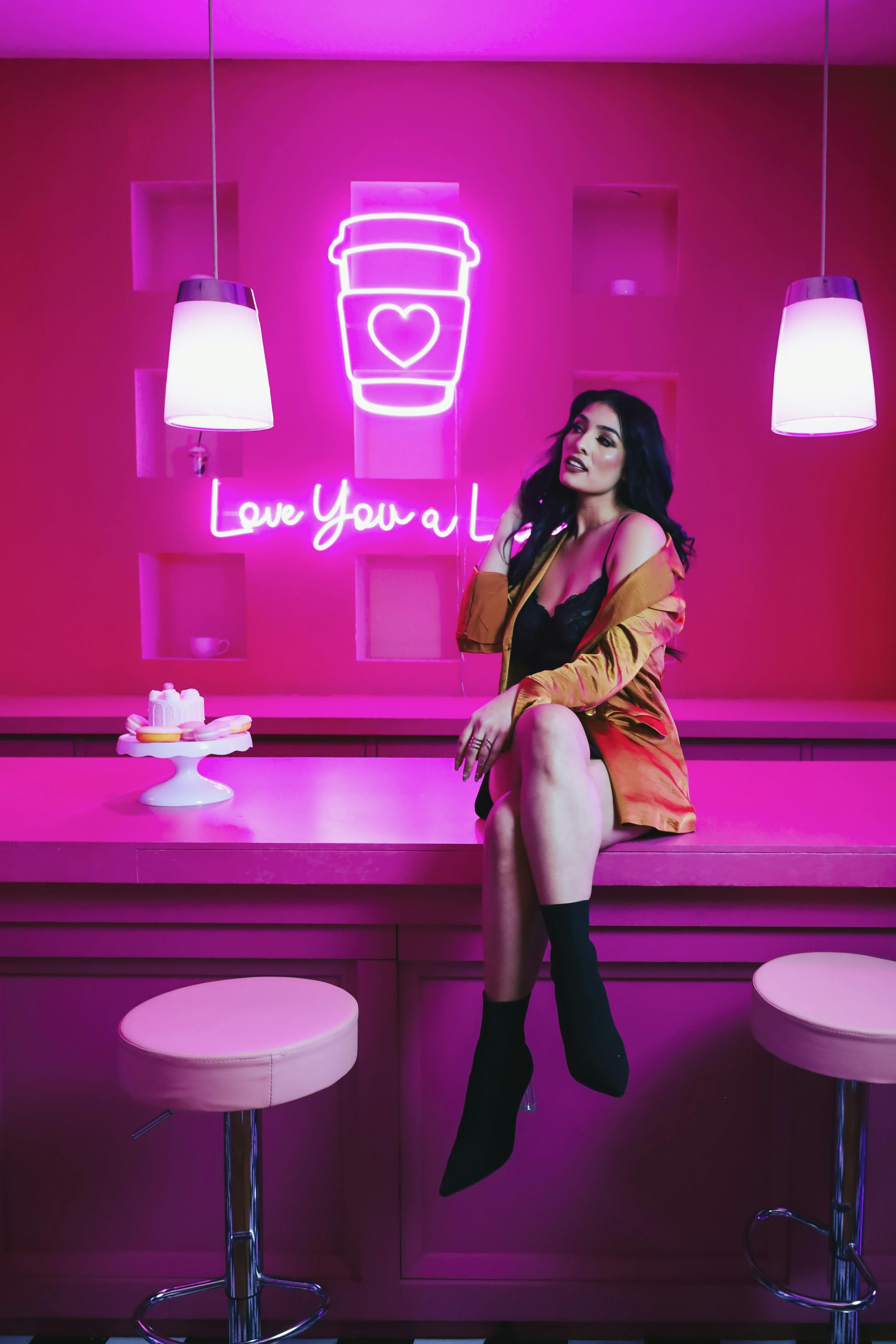 Lipstick Counter Photos, Download The BEST Free Lipstick Counter Stock ...