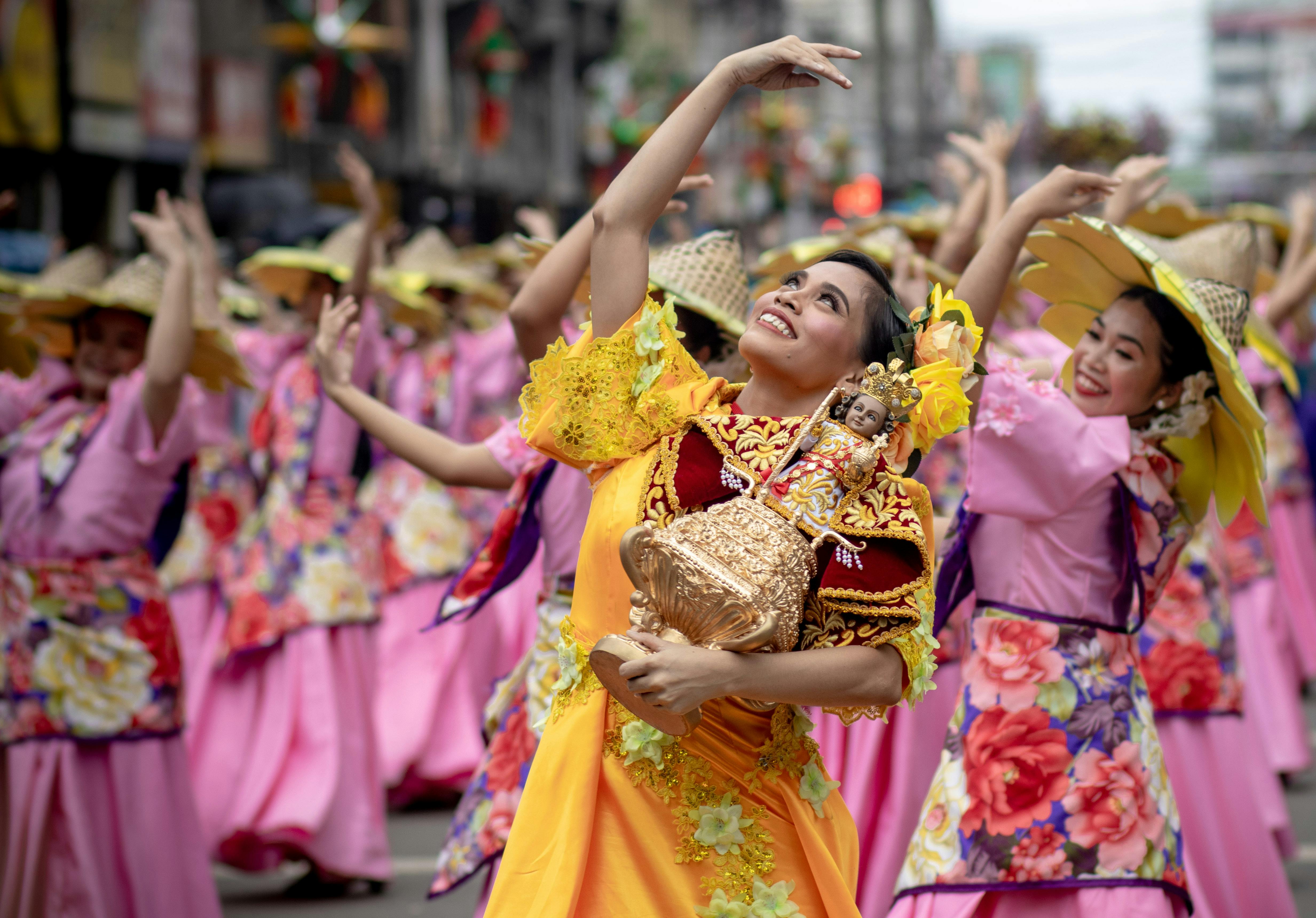 Women Performing on Traditional Parade · Free Stock Photo