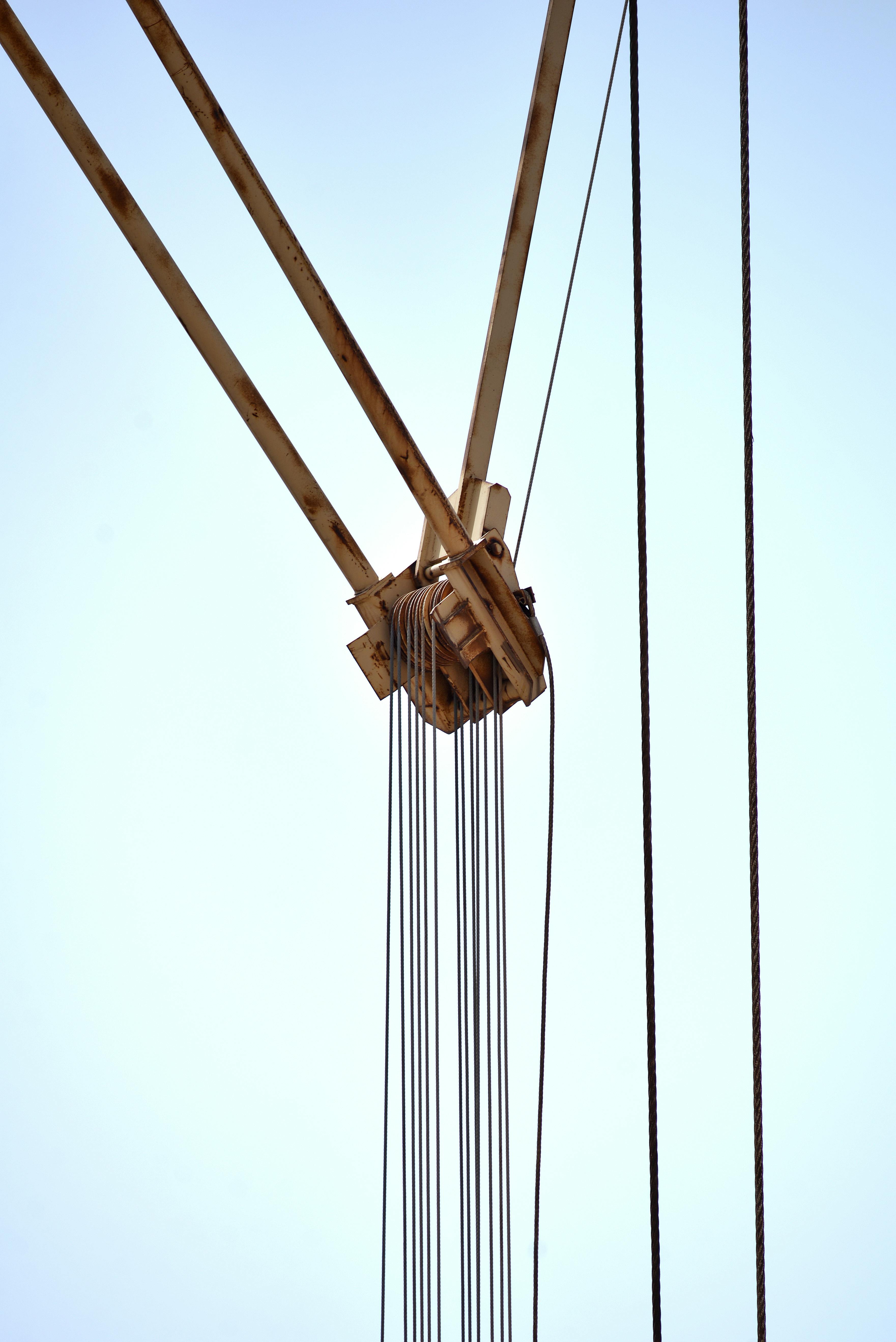 Metal Construction with a Reflective Silver Screen · Free Stock Photo