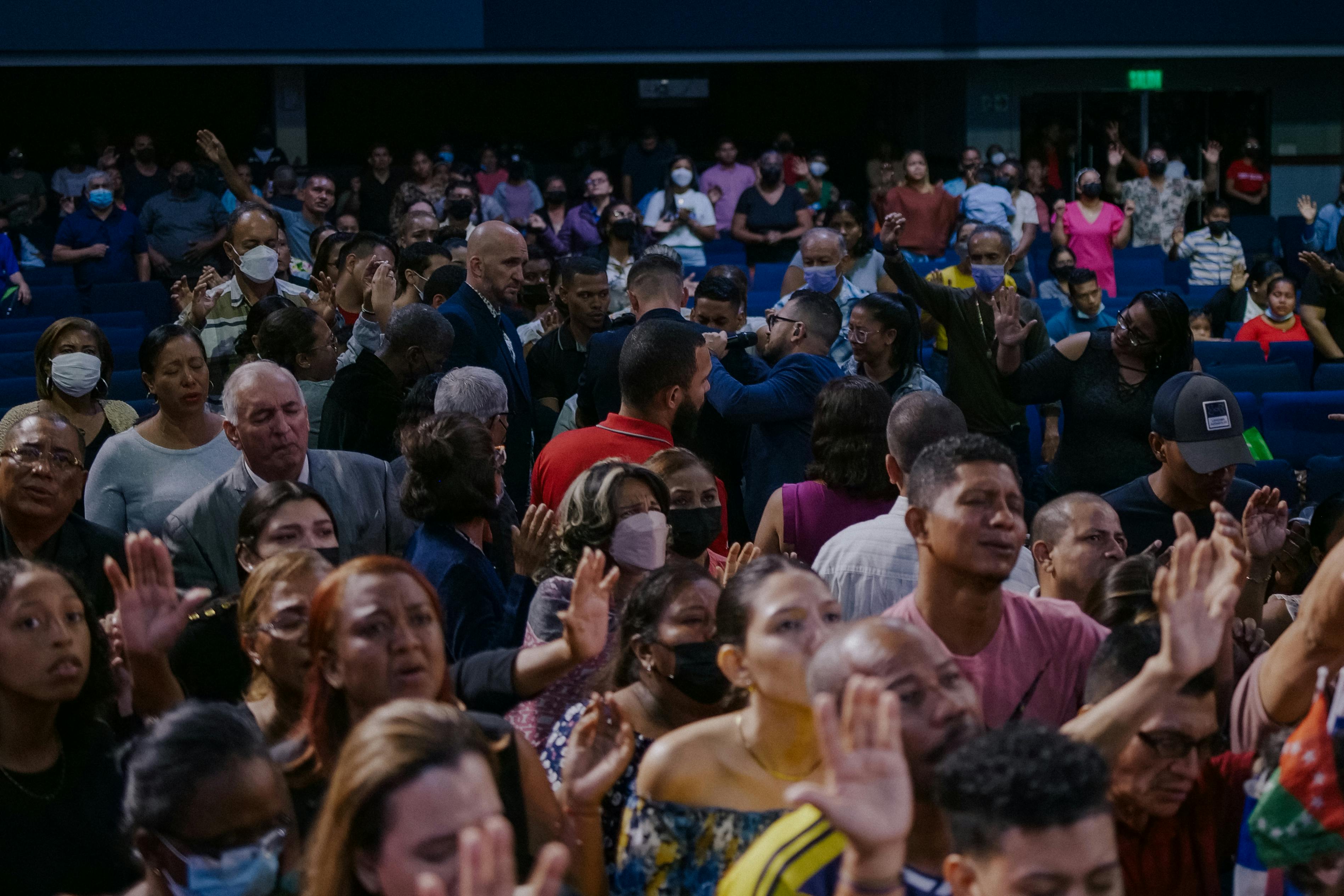 Crowd Face on Gathering · Free Stock Photo