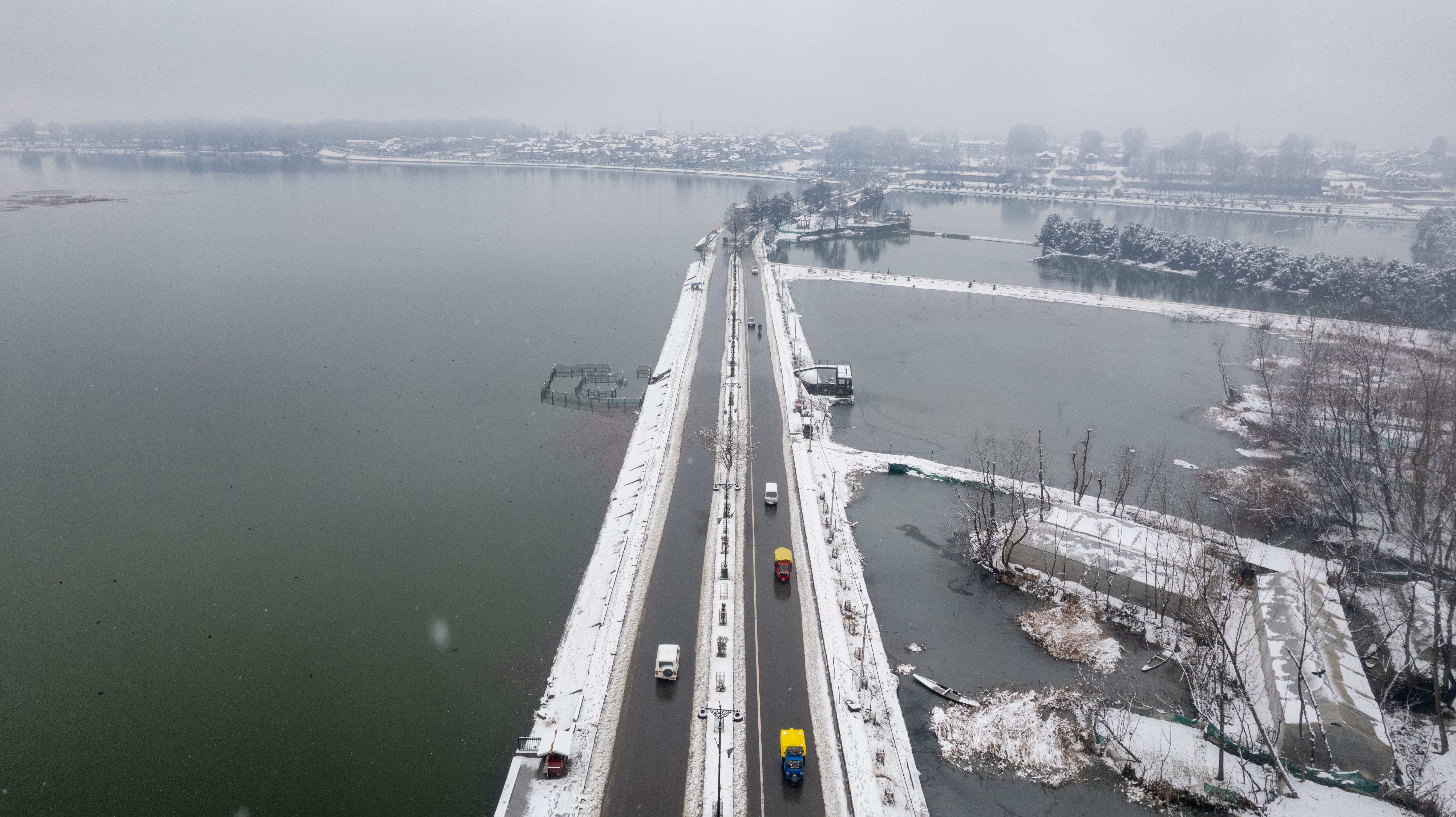 Road on a Bridge in a Town in Kashmir · Free Stock Photo