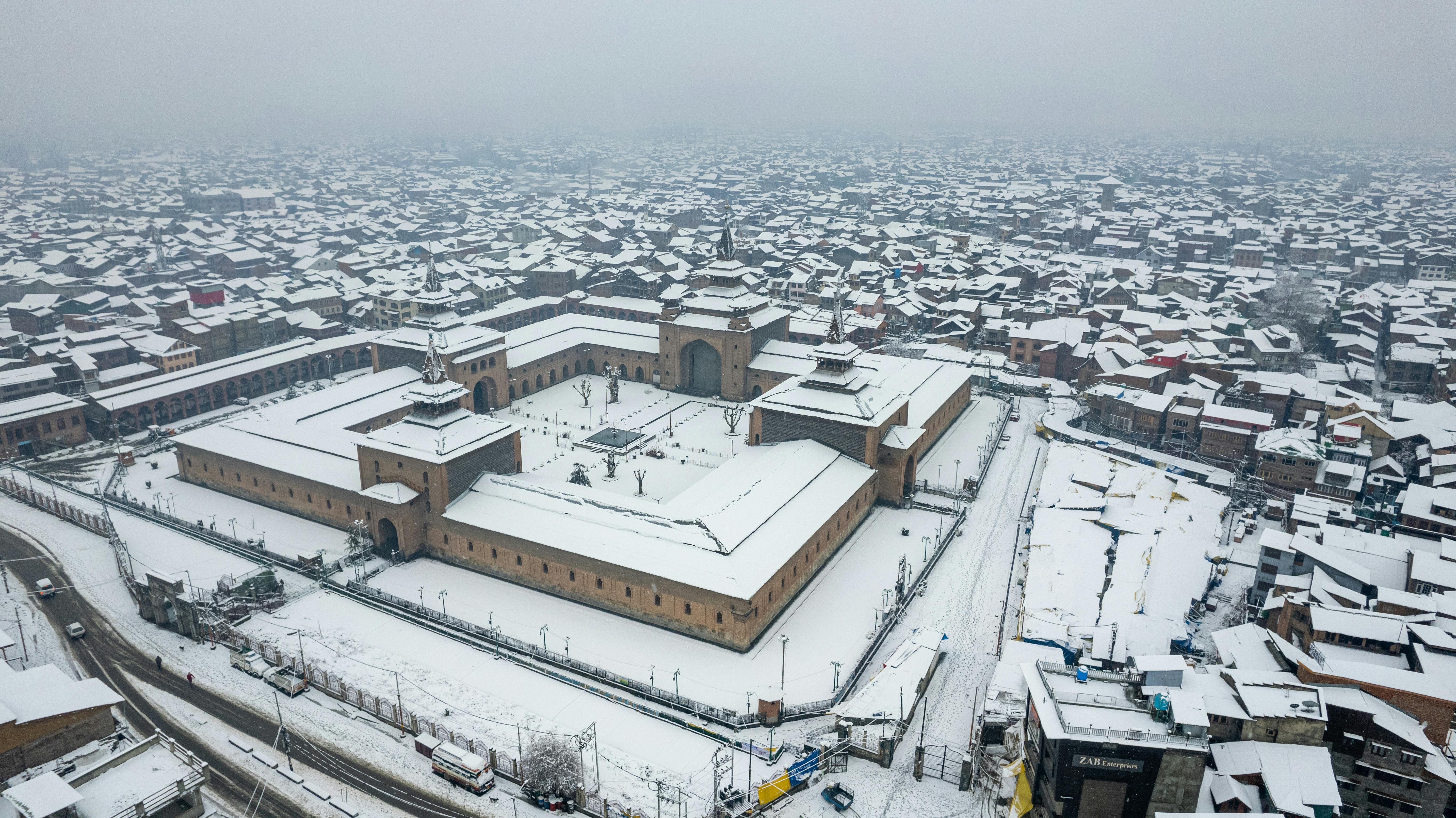 Mosque Covered with Snow in India · Free Stock Photo