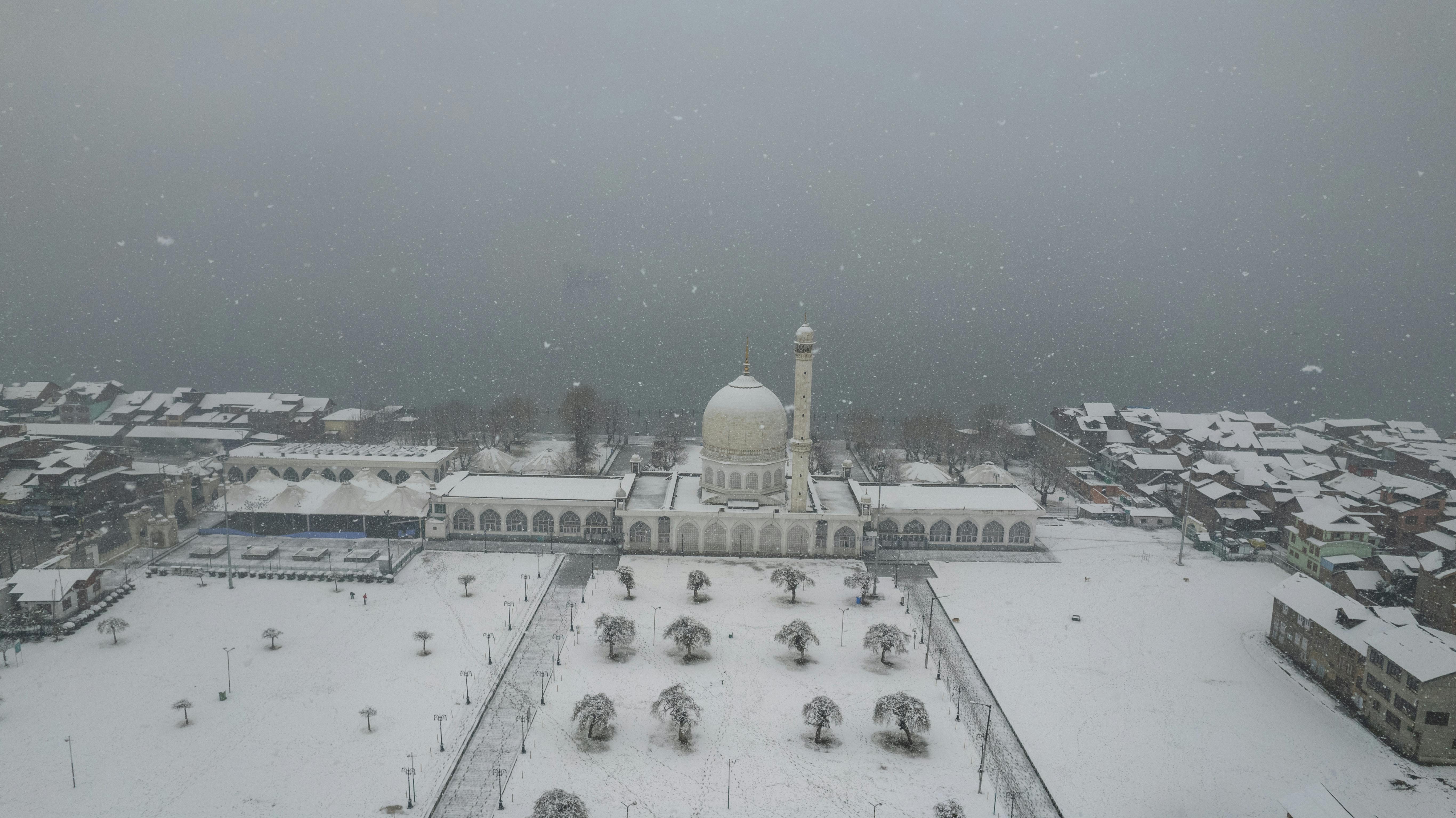 Muslim Shrine Located in Hazratbal · Free Stock Photo